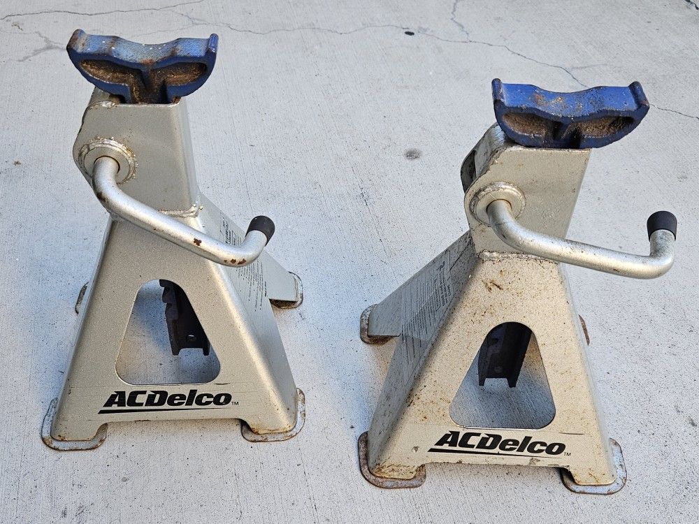Jack Stands- 1 Pair, 2 Ton Each. AC Delco for Sale in San Diego, CA ...