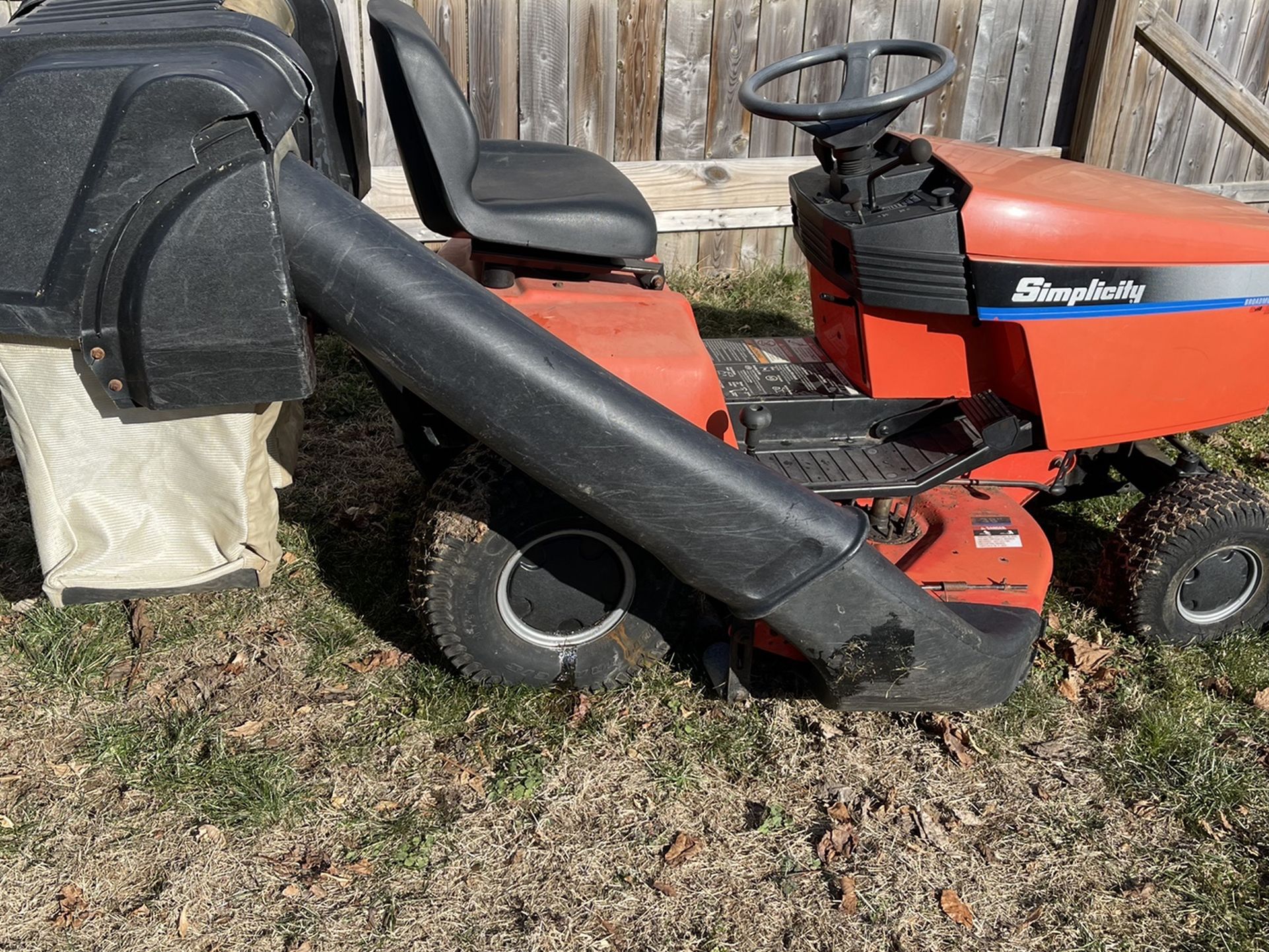 Simplicity Broadmoor Hydro 15 Riding Mower for Sale in Myerstown, PA ...