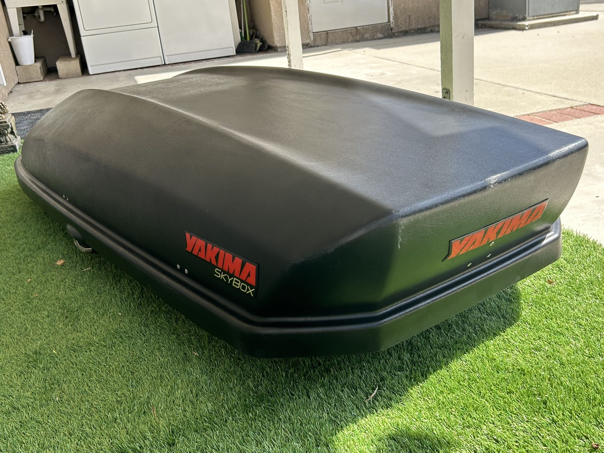 Yakima Skybox for Sale in Garden Grove, CA - OfferUp