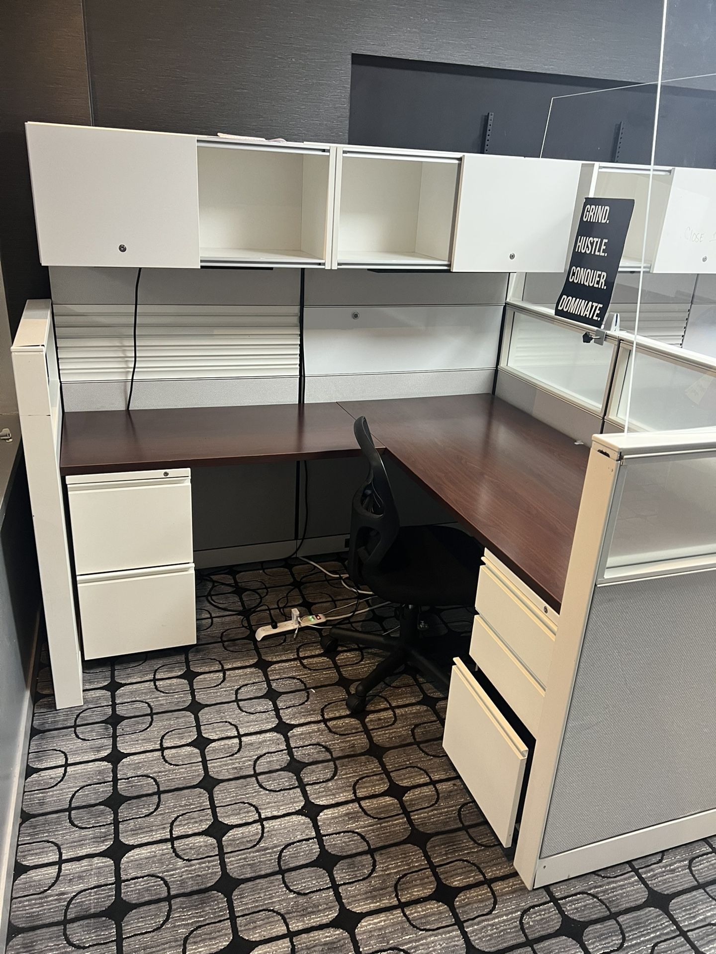 Selling Office Cubic for Sale in Miami, FL - OfferUp