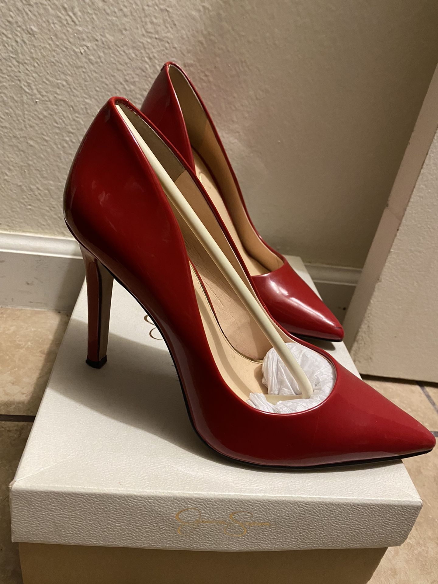 Jessica Simpson Red Pumps for Sale in Montclair, CA - OfferUp
