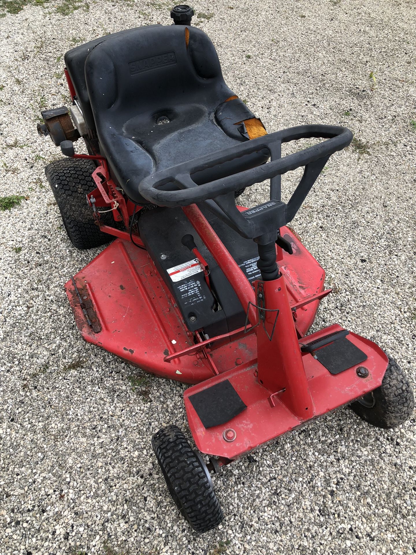 SNAPPER 30” RIDING MOWER for Sale in Miami, FL - OfferUp