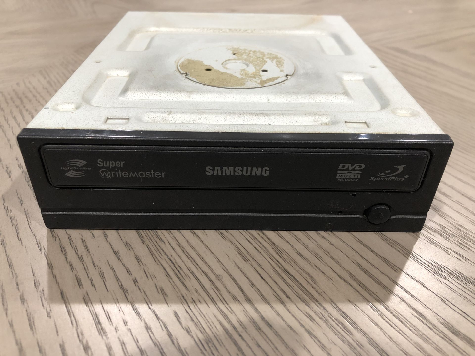 (2) DVD Writer 16x: (1) Samsung Super Writemaster (1) Samsung 16X DVD ...