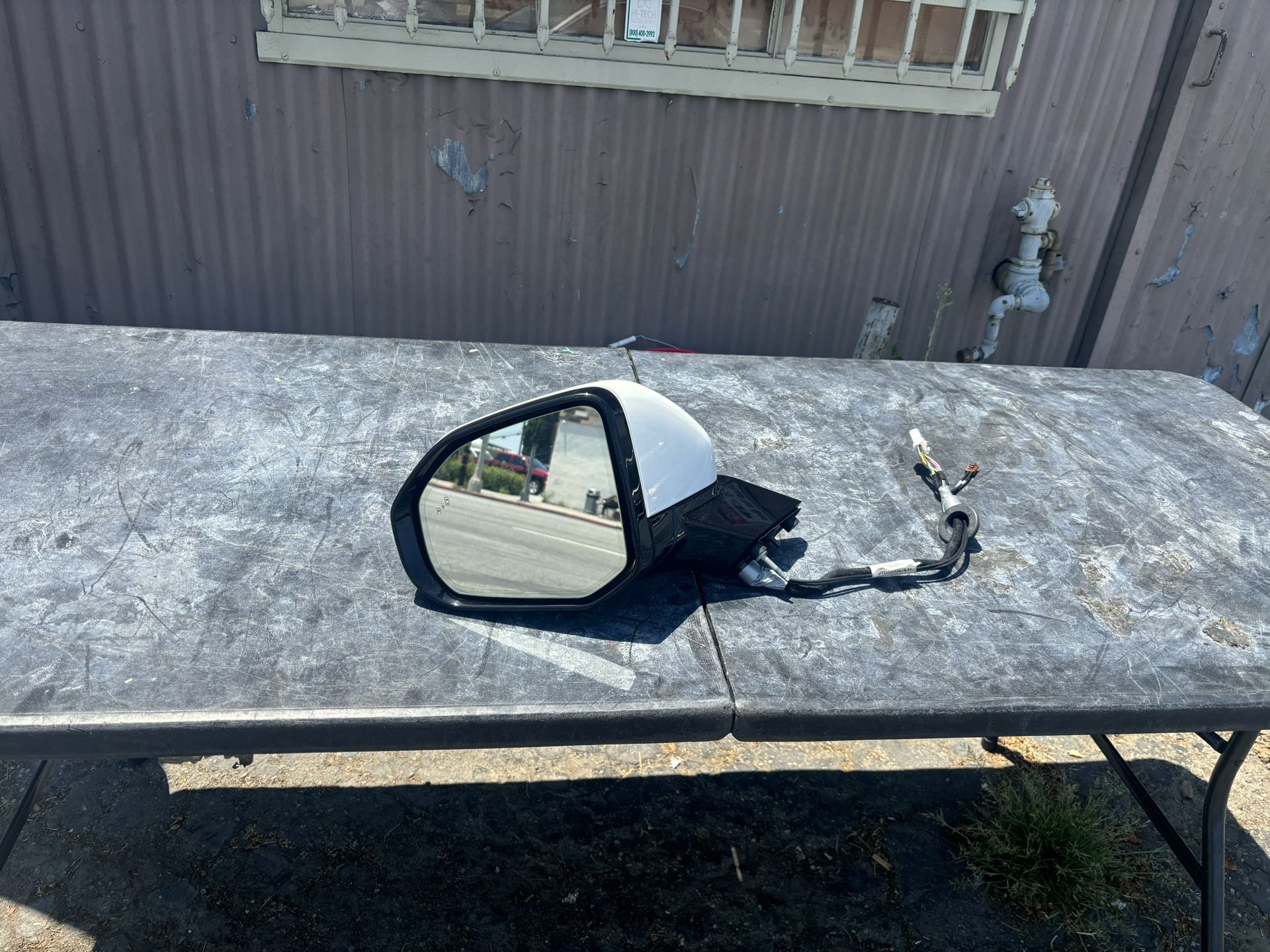 2022 2023 2024 RIVIAN R1T LEFT MIRROR OEM for Sale in South Gate, CA ...