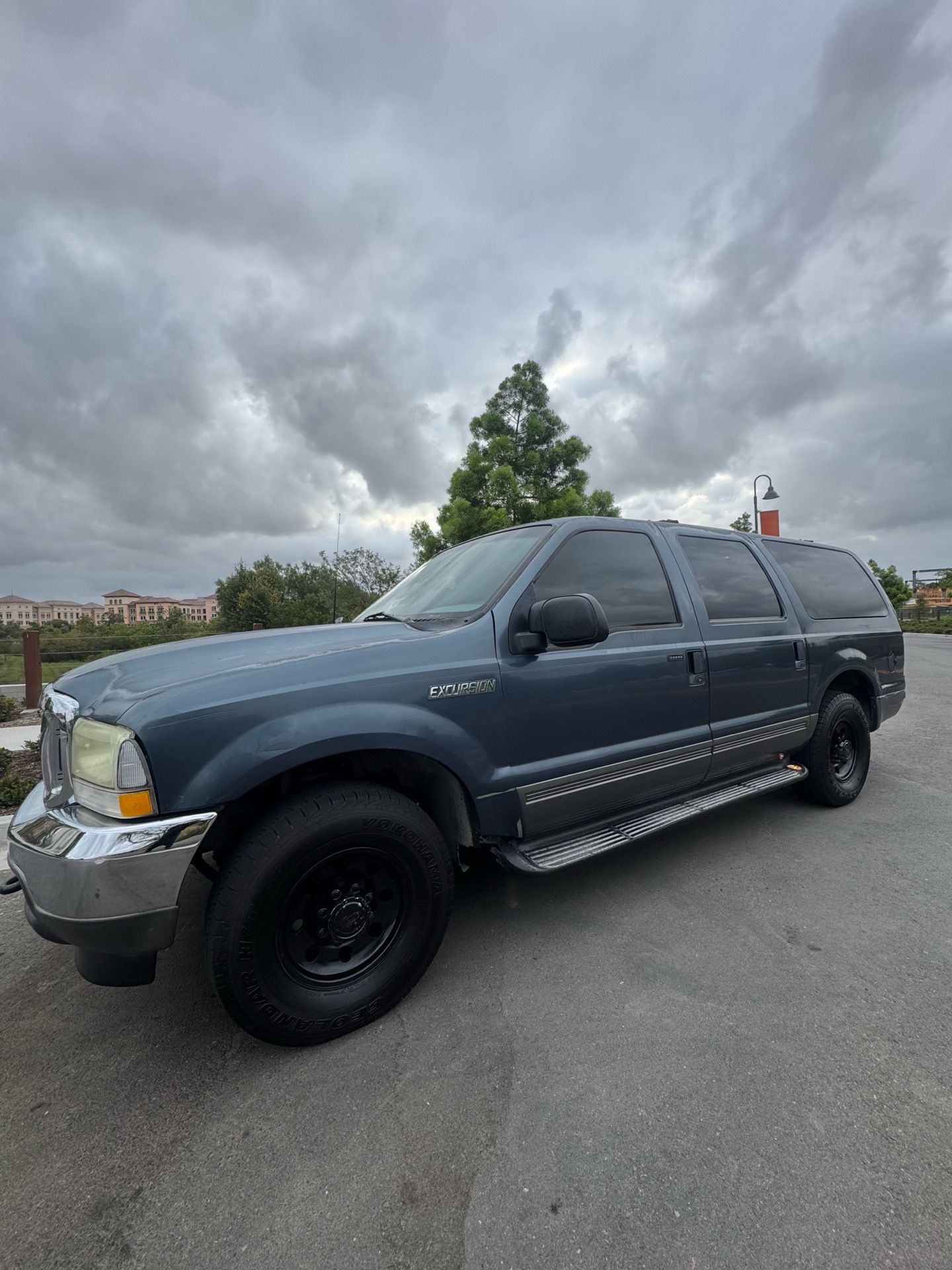 2002 Ford Excursion for Sale in Irvine, CA - OfferUp