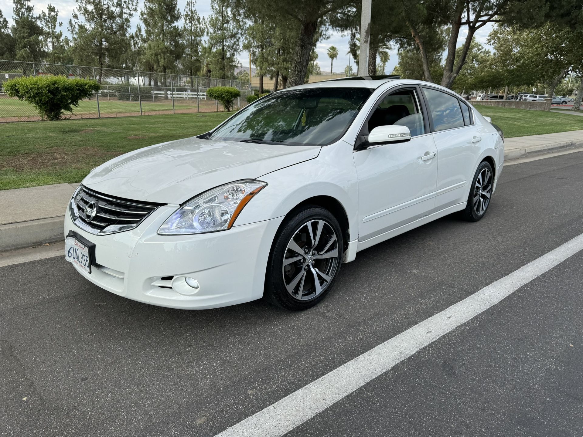 2012 Nissan Altima for Sale in Moreno Valley, CA - OfferUp