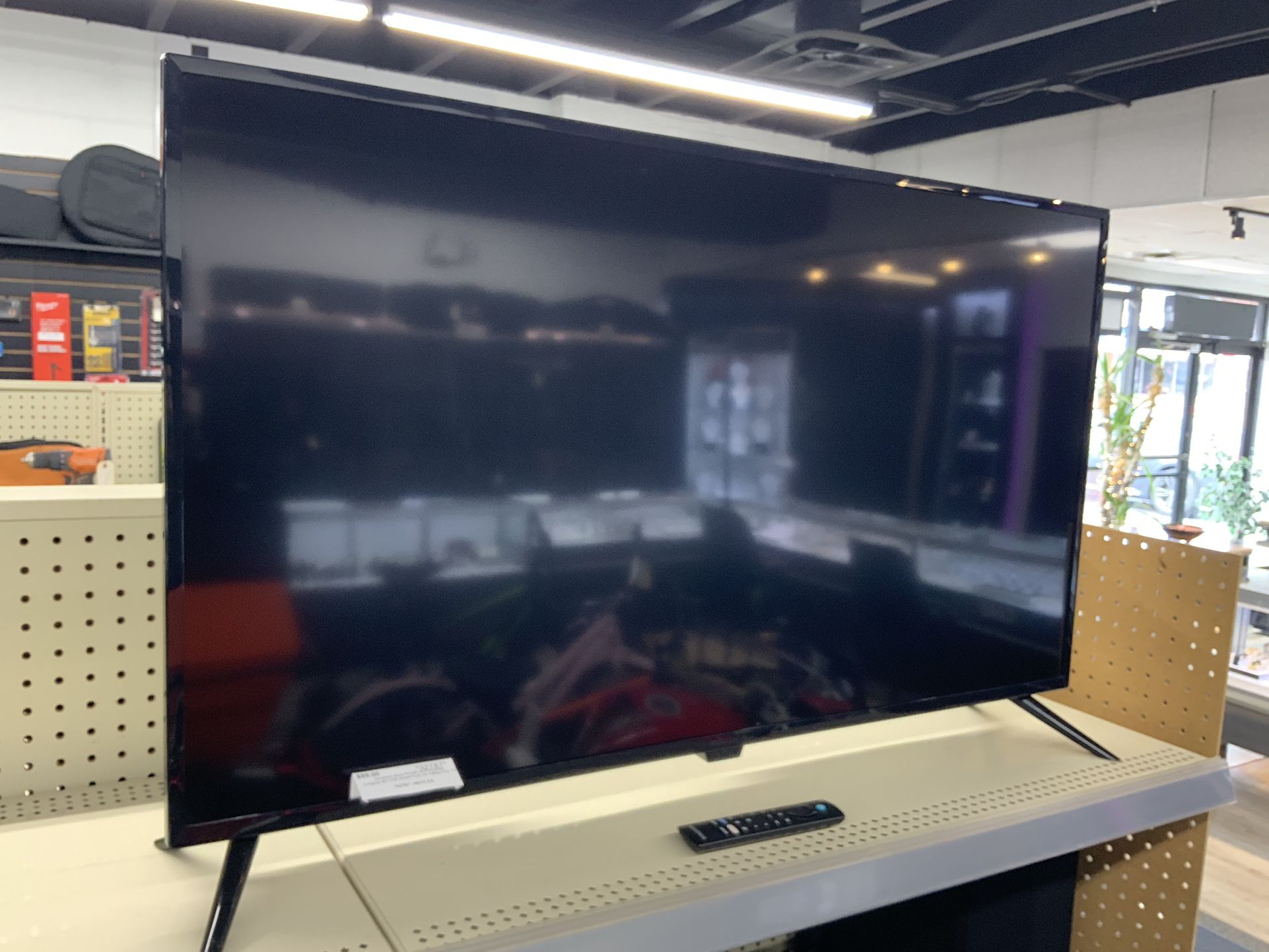 INSIGNIA 42-inch Class F20 Series Smart Full HD 1080p Fire TV for Sale ...