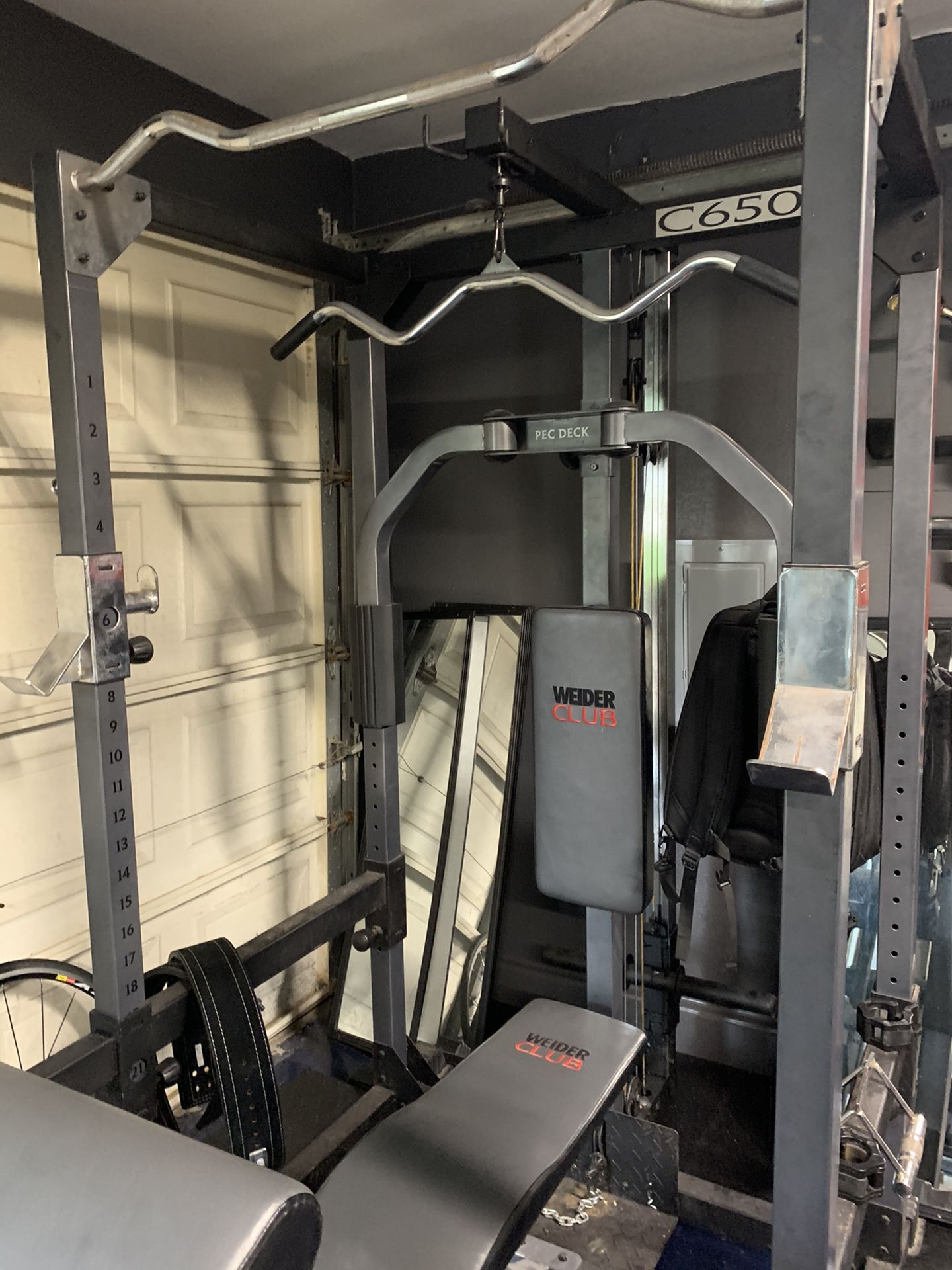 Weider club squat rack and bench for Sale in Houston, TX - OfferUp