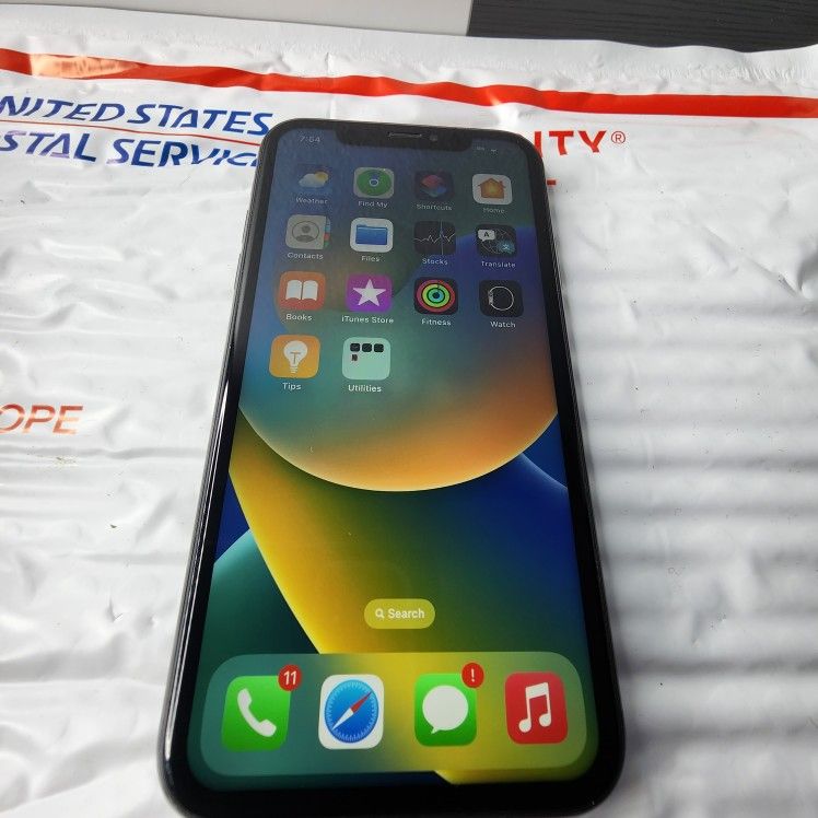 Iphone Xr 64GB Unlocked for Sale in Houston, TX - OfferUp