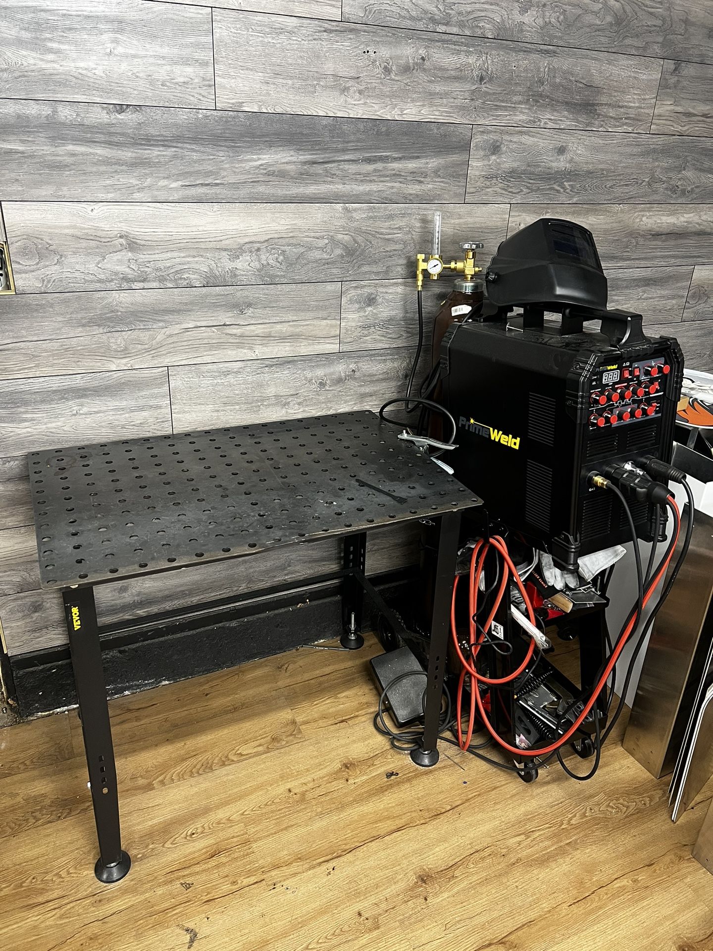 Primeweld 225x AC/DC TIG Welder Complete kit for Sale in Fullerton, CA ...