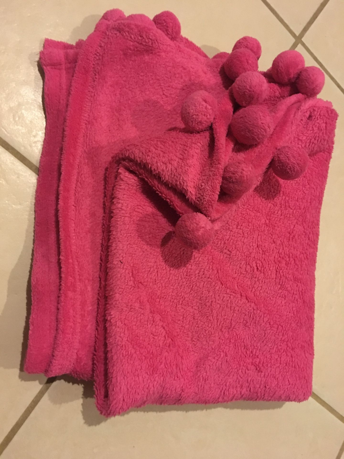 48x64 Hot Pink Nubby Throw Blanket with Pom Poms for Sale in Miami, FL ...