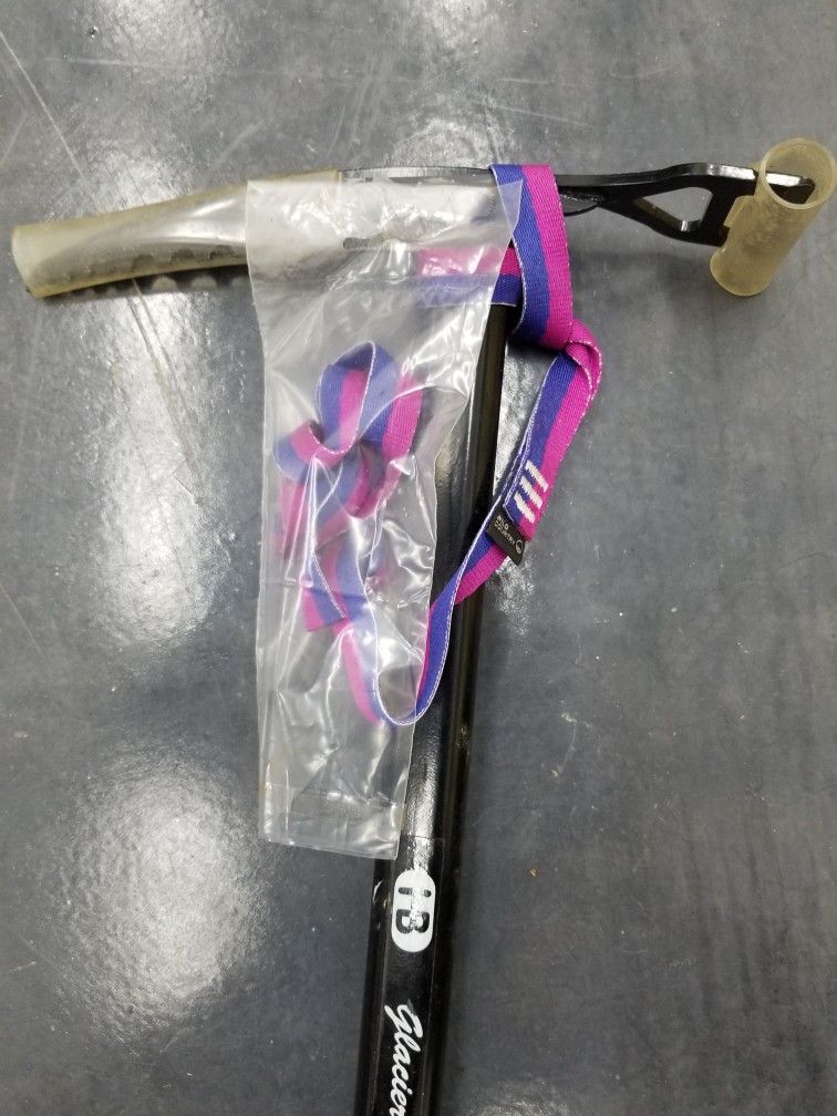 Glacier HB Ice Axe 75 CM for Sale in Auburn, WA - OfferUp