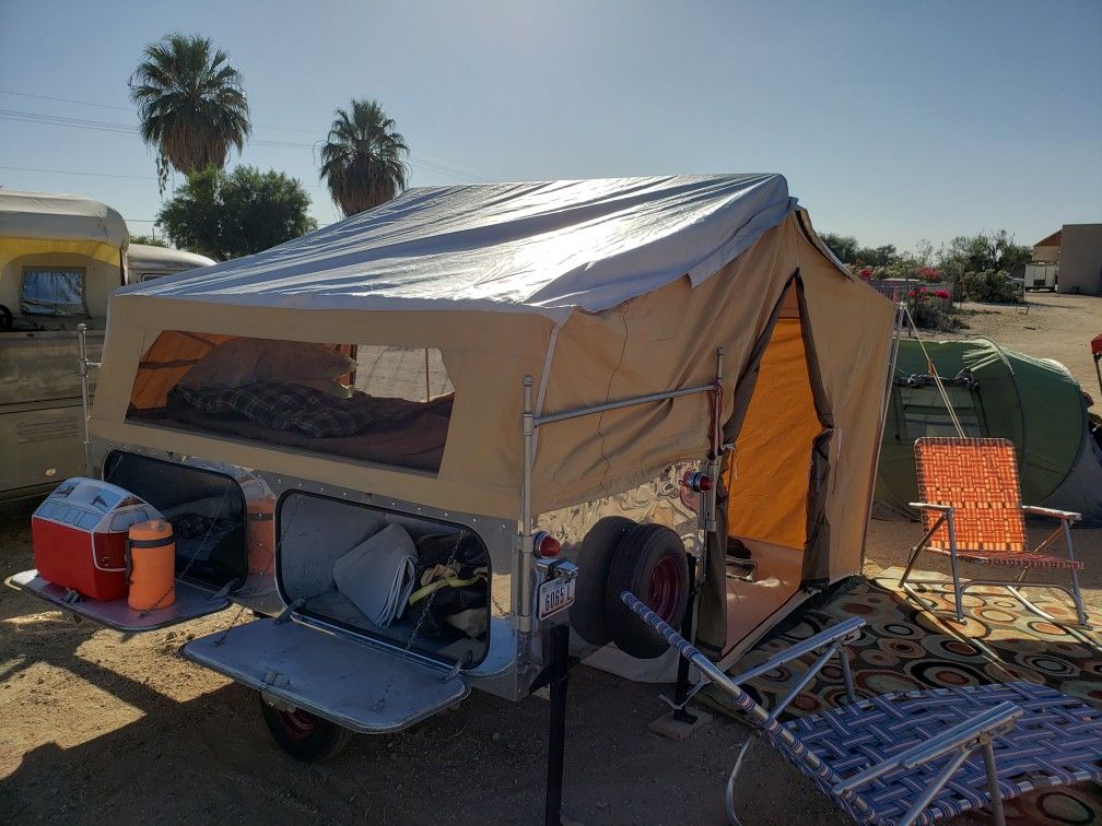 1961 JC Higgins pop up tent camper for Sale in Oro Valley, AZ - OfferUp