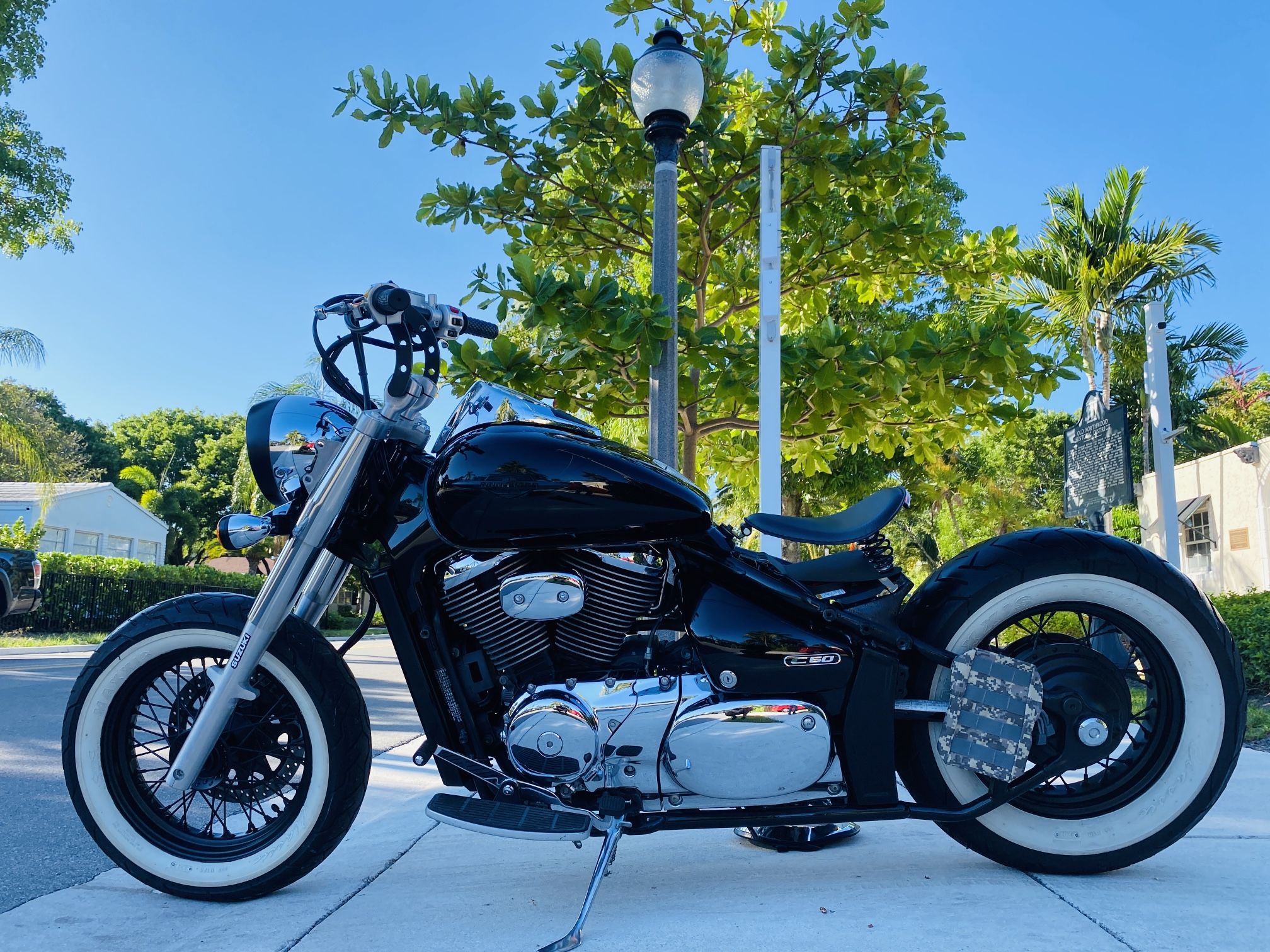 Suzuki Boulevard C50 Bobber