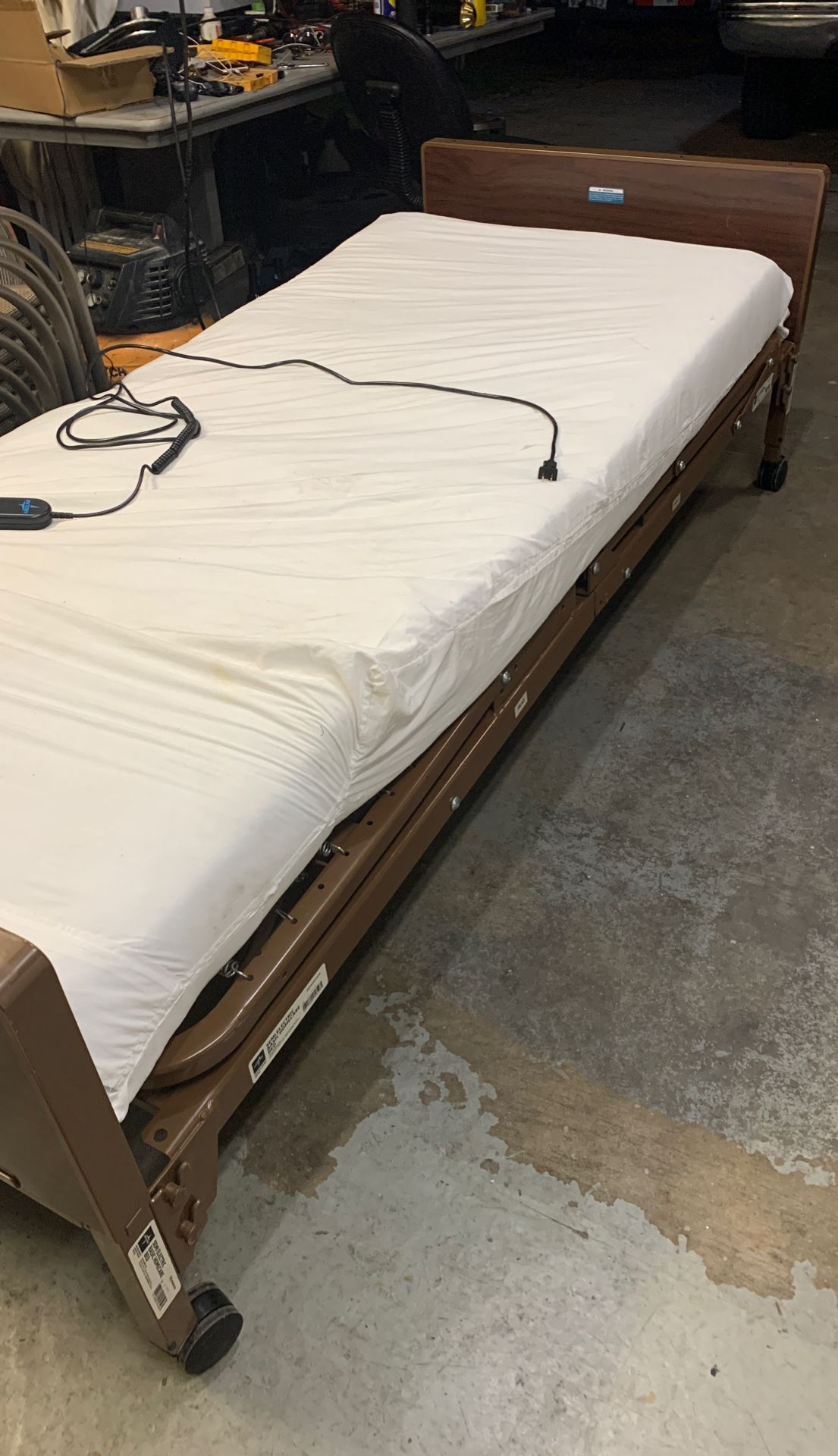 (Medline) semi electric basic homecare bed for Sale in Houston, TX - OfferUp