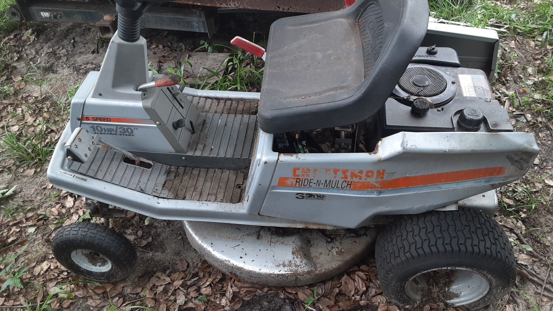 Craftsman 10 horsepower 30-inch riding mower for Sale in Zephyrhills ...