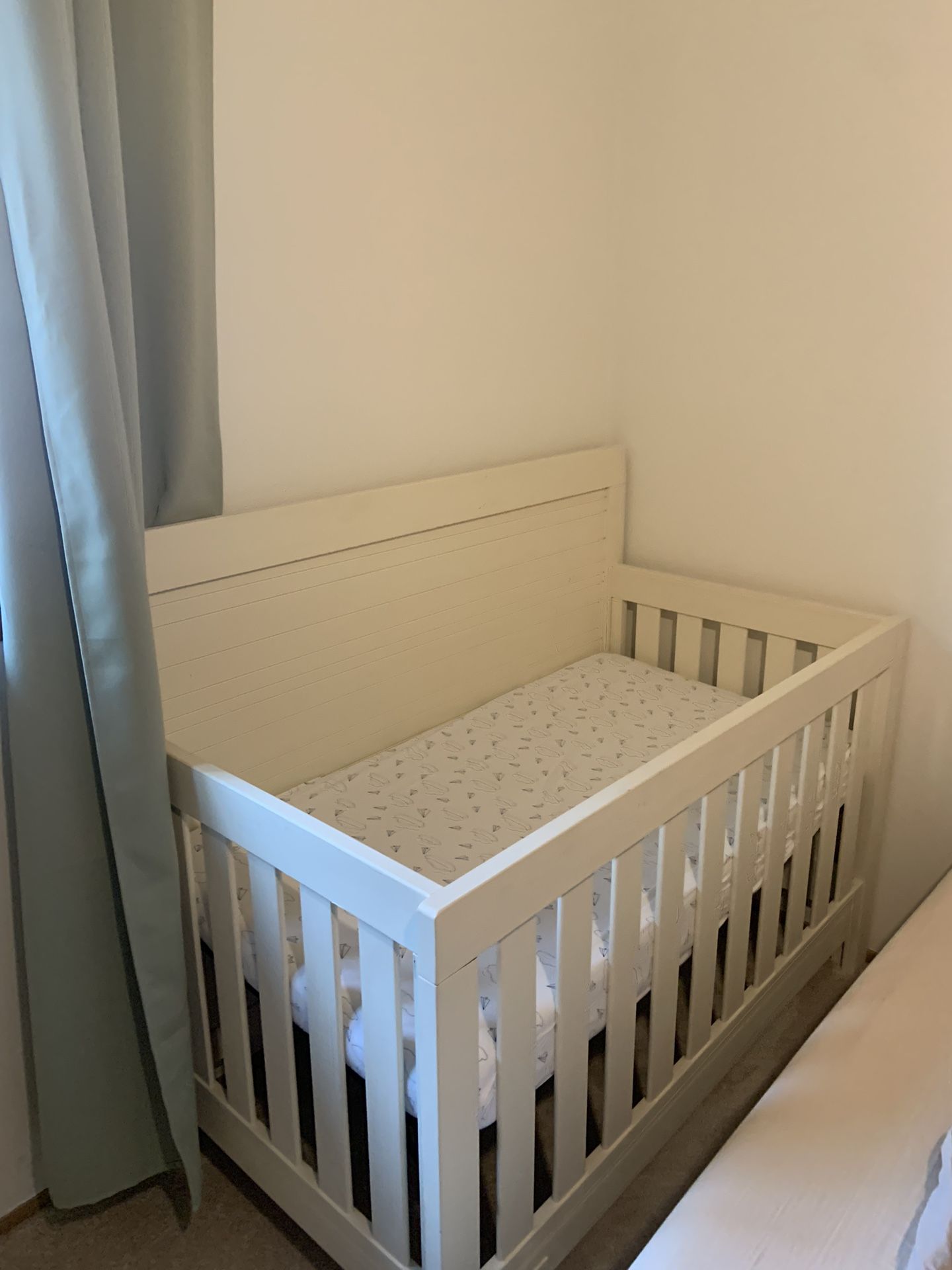 Simmons Slumber Time Crib for Sale in Seattle, WA - OfferUp