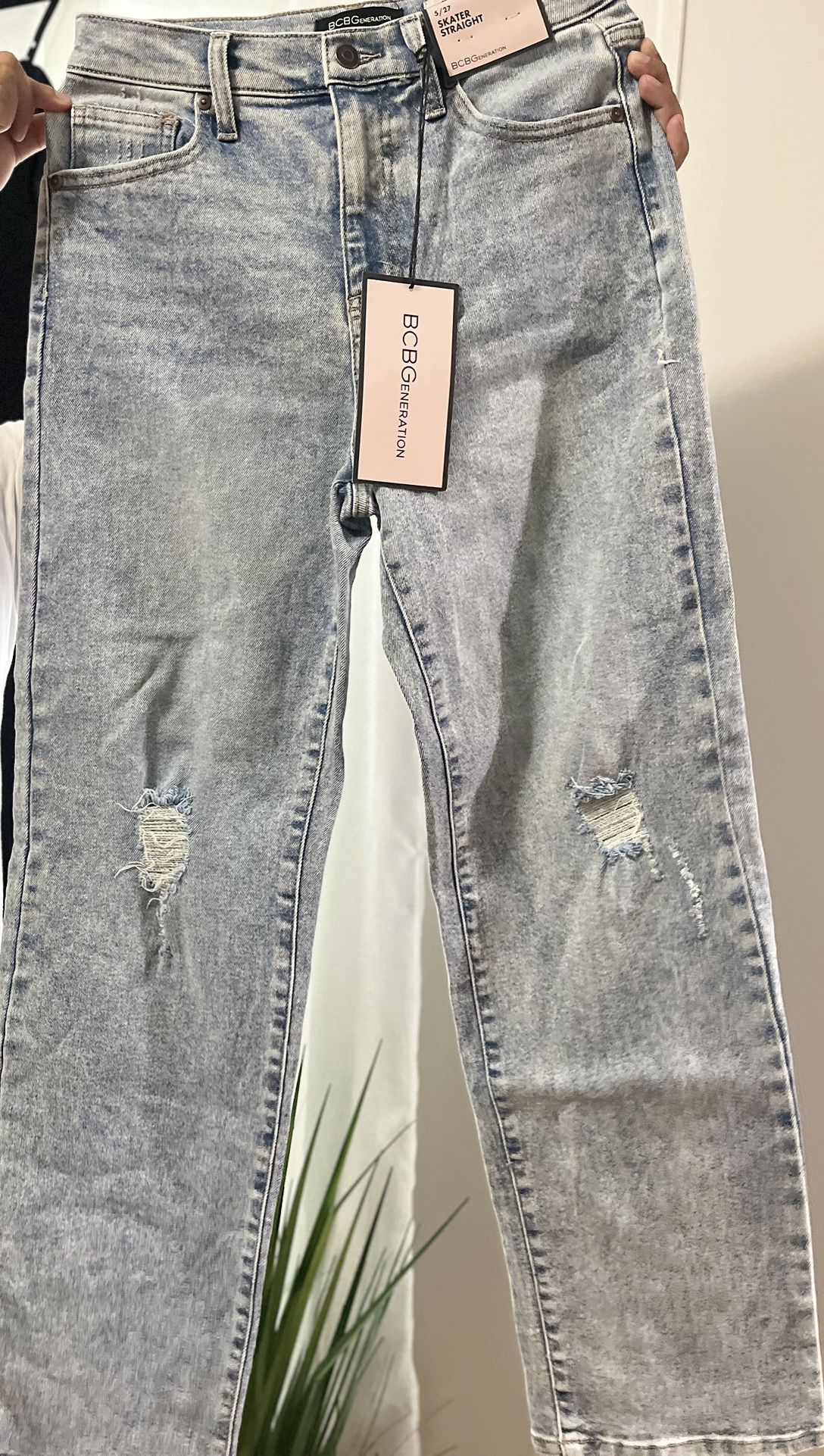 BCBG Jeans for Sale in Austin, TX - OfferUp