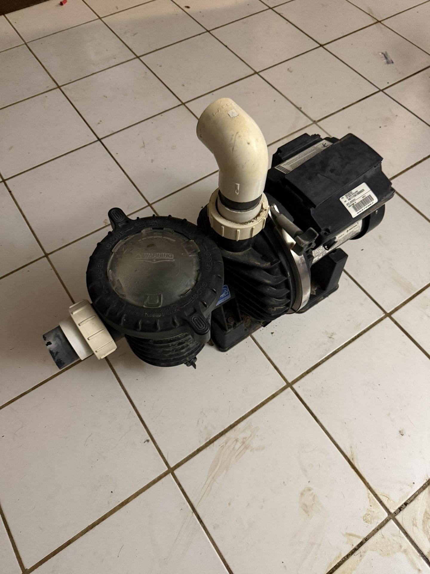 Pool Pump for Sale in Bakersfield, CA - OfferUp