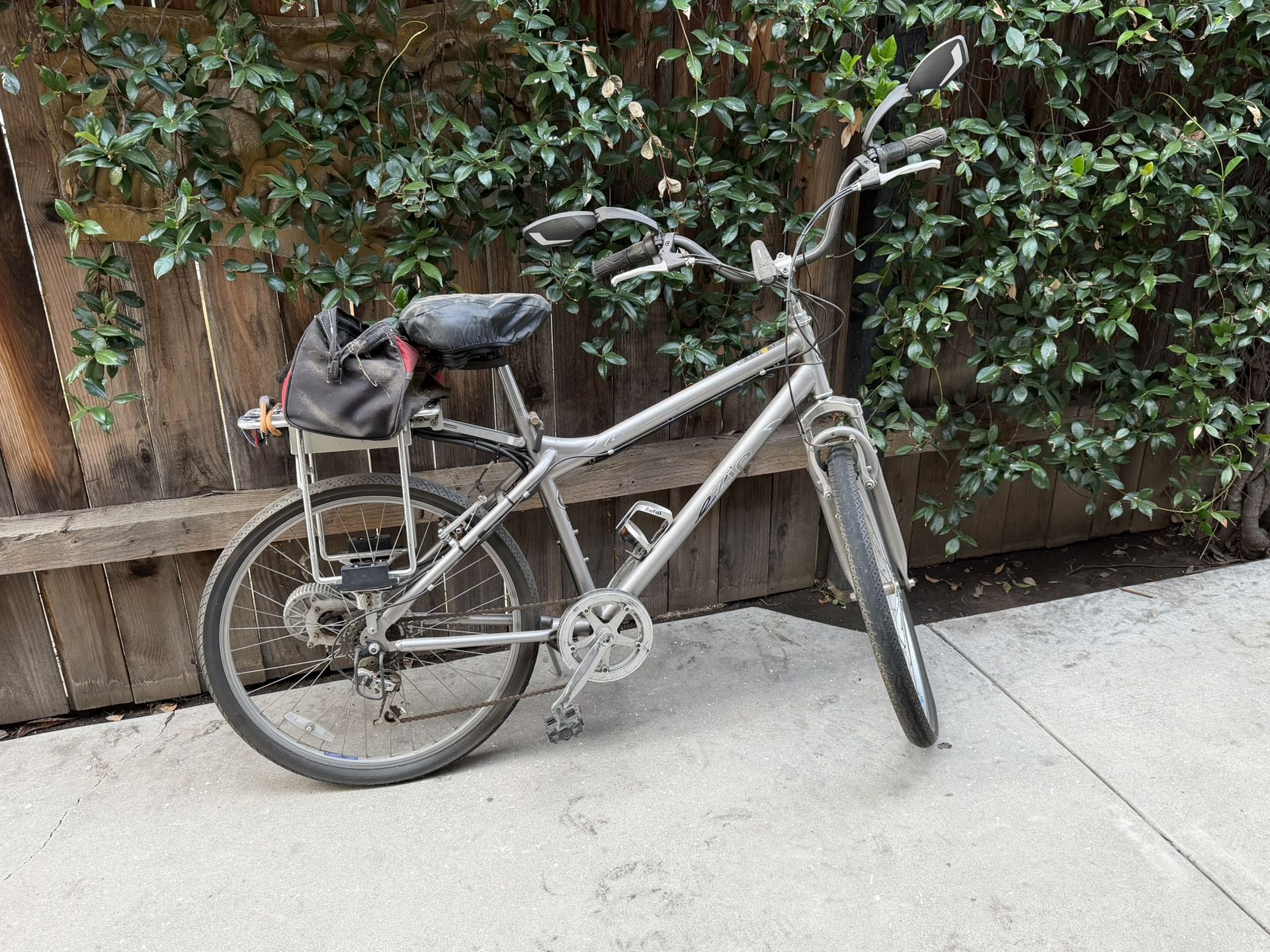E Zip Electric Bike for Sale in Brea, CA - OfferUp