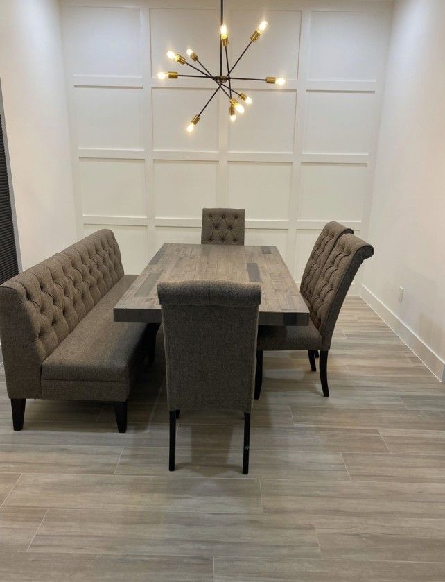 Dining Set With Chairs And Bench for Sale in Indianapolis, IN - OfferUp