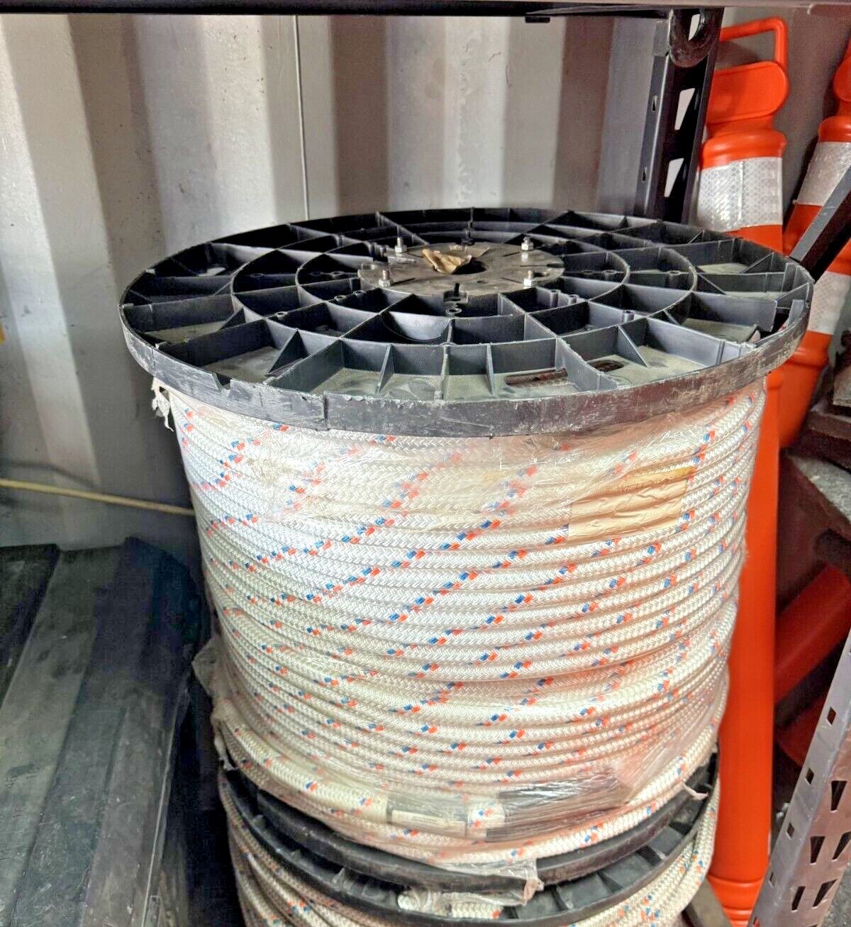 WestFall Pro WF-LL201200 Polyester Pull And Load Rope 5/8” X 1200’ for ...