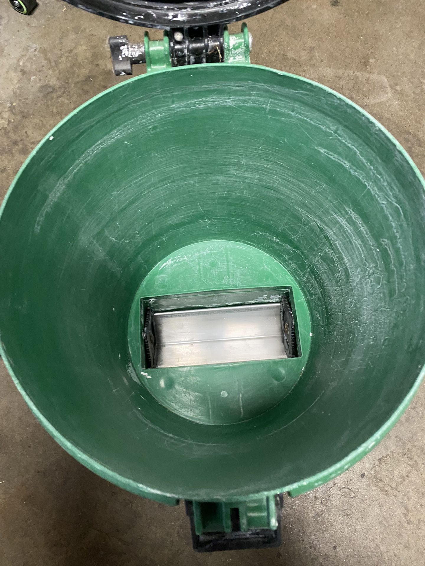 USG Sheetrock Metal Hopper for Sale in Manteca, CA - OfferUp