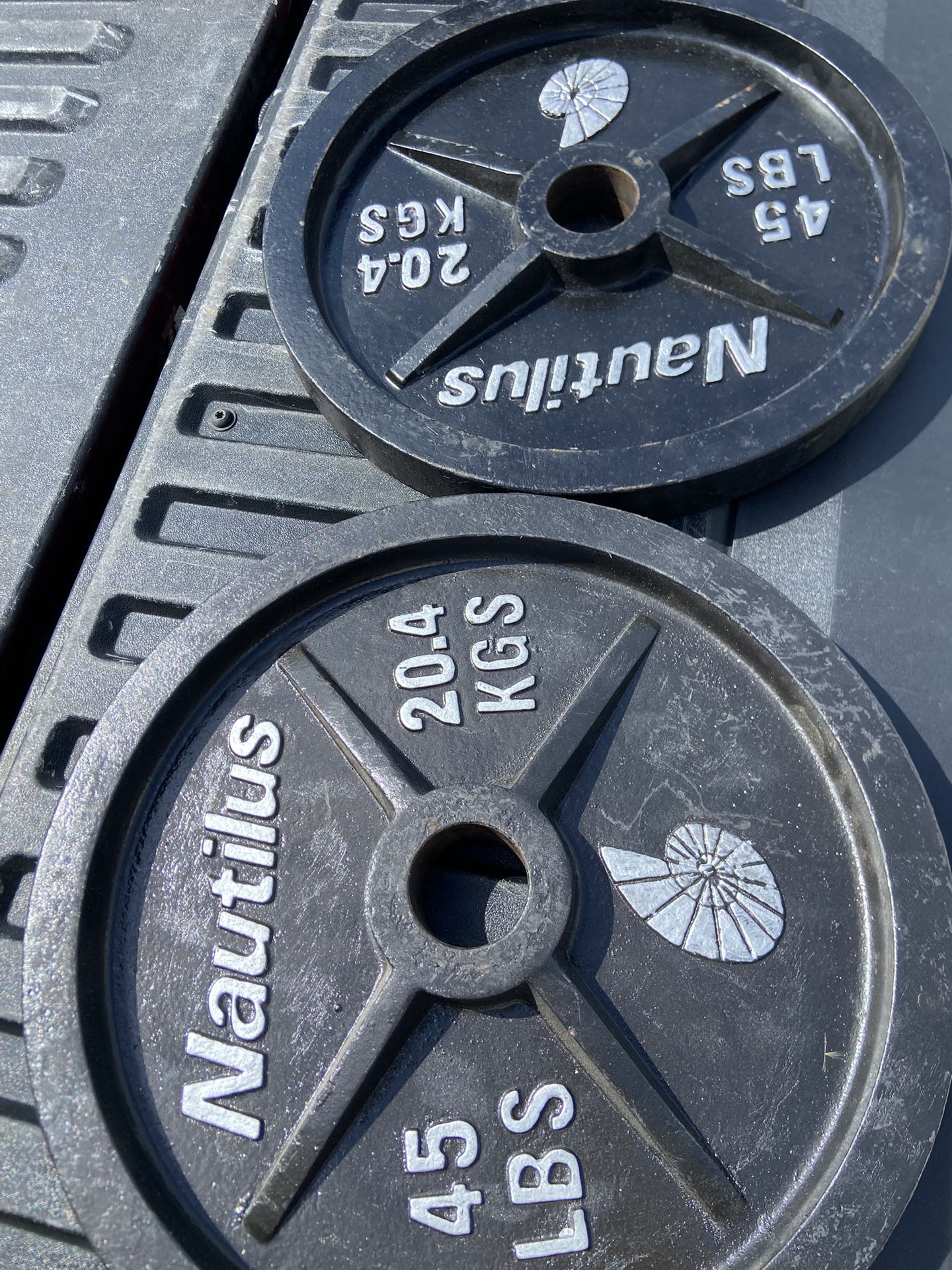 2-45 Lb Plates for Sale in Oviedo, FL - OfferUp