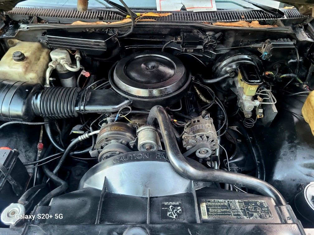 Chevy Silverado 89 for Sale in North Miami, FL - OfferUp