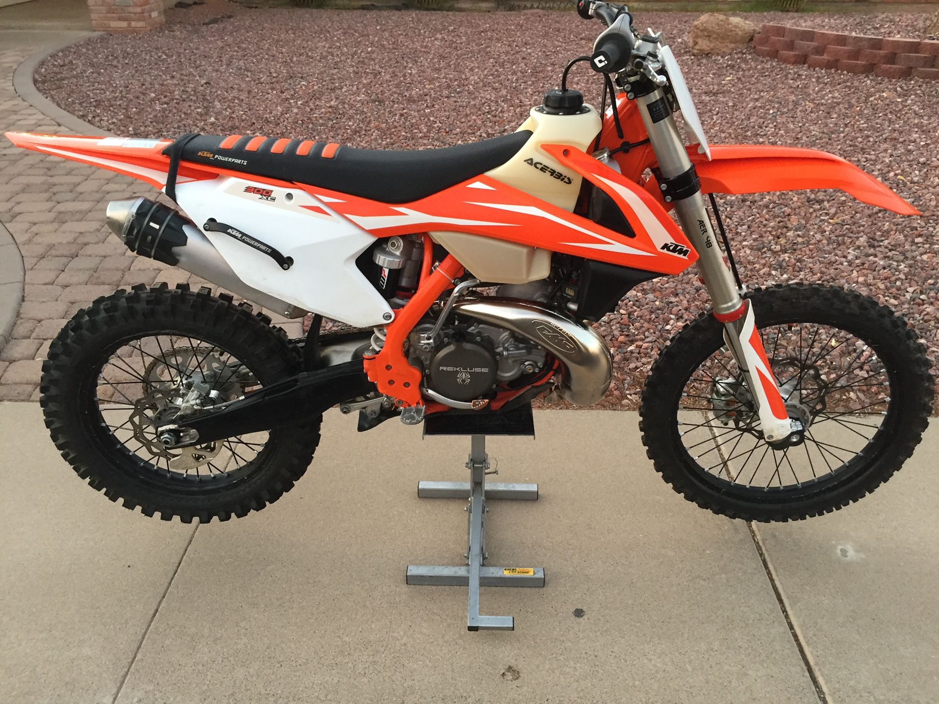 2018 KTM 300XC $6599 for Sale in Phoenix, AZ - OfferUp