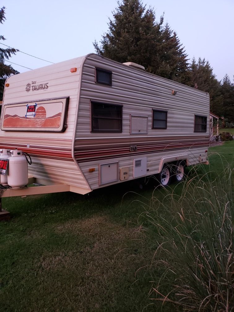 Fleetwood Terry Taurus Travel Trailer for Sale in Rochester, WA - OfferUp