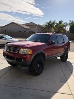 2003 Ford Explorer Xlt Lifted