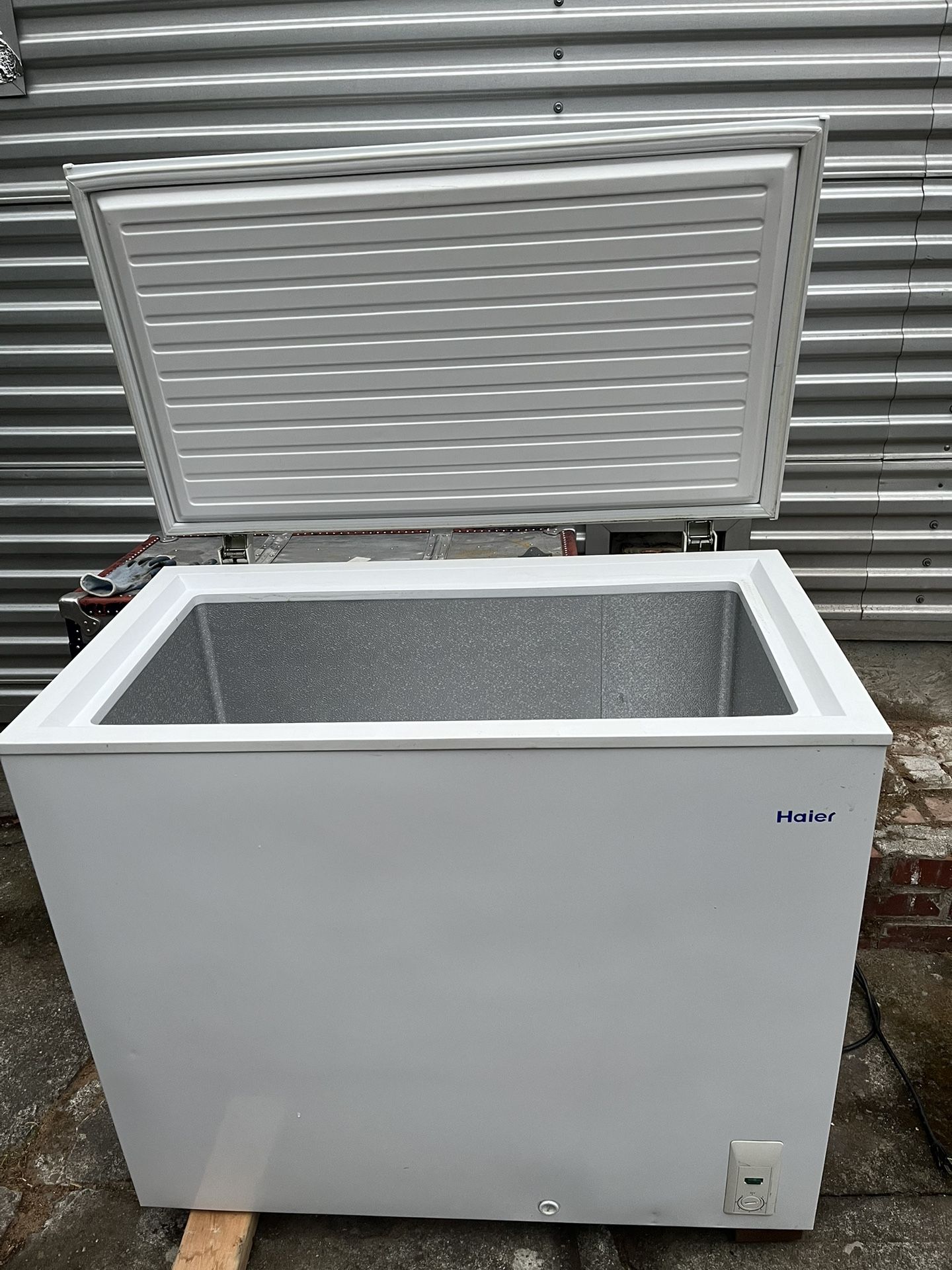 Haier 7.1 CF Freezer - Works Great & Great shape! for Sale in Seattle ...