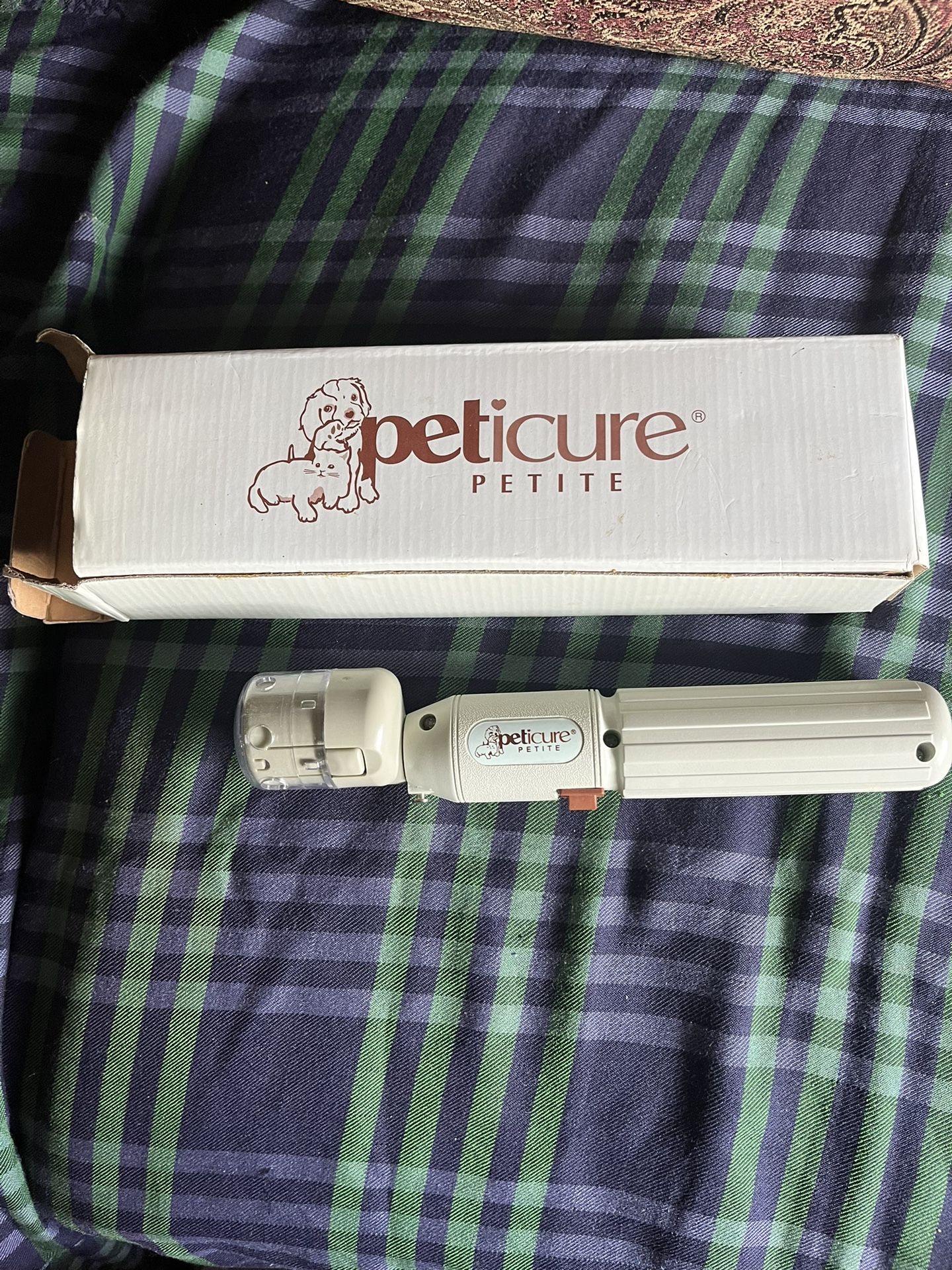 Peticure Dog Nail Trimming Tool for Sale in Parma Heights, OH - OfferUp