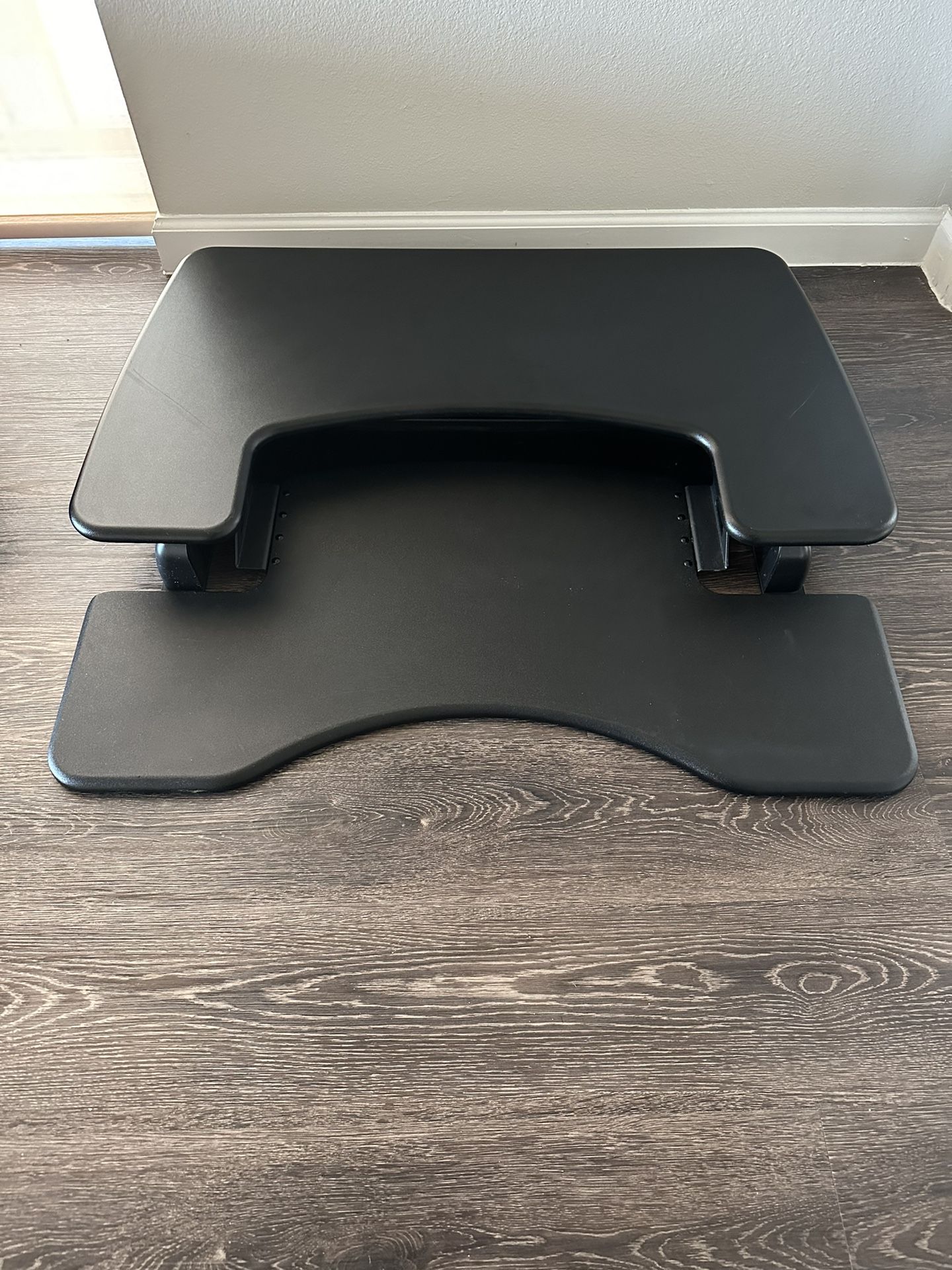 Varidesk ProPlus 36 Stand Up Desk for Sale in Dallas, TX - OfferUp