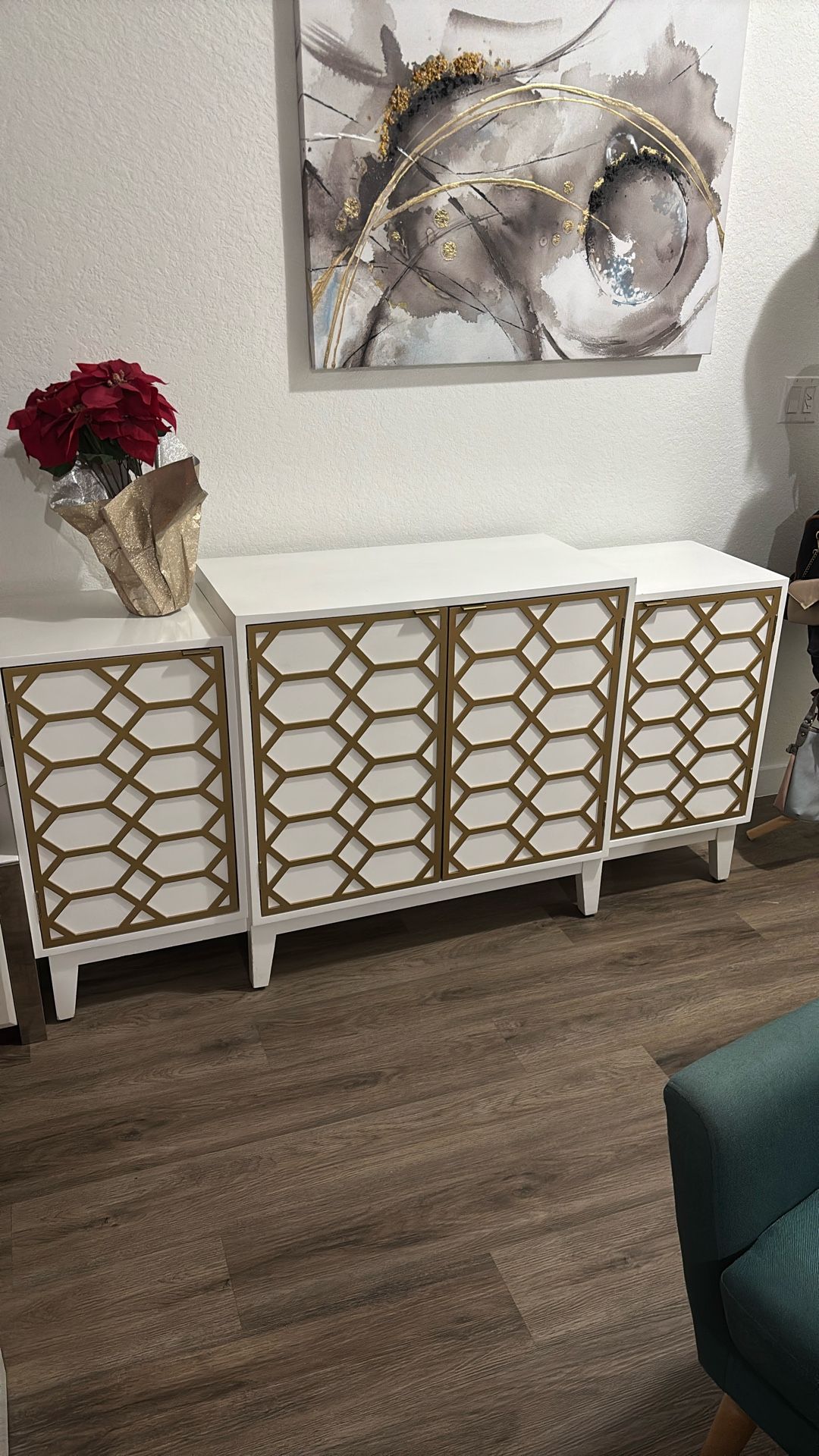 Aparador for Sale in Miami, FL - OfferUp