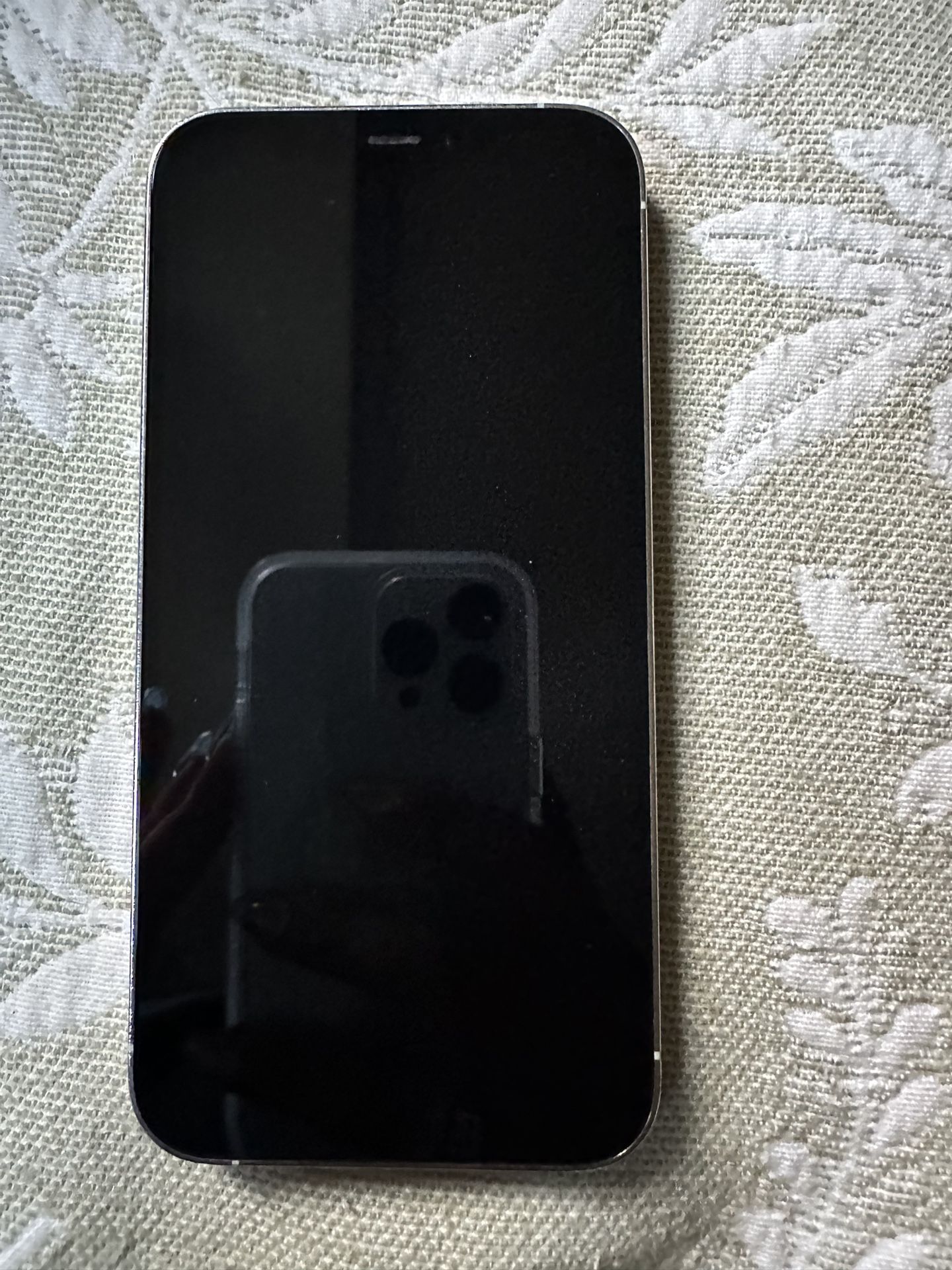 iPhone 12 Pro 512GB - Silver for Sale in San Francisco, CA - OfferUp