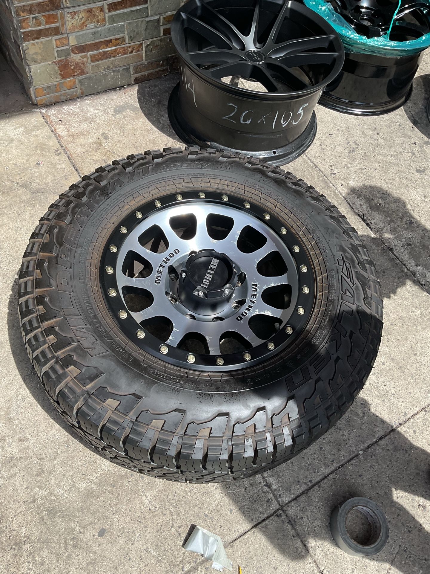 17” METHOD WHEELS AND FALKEN AT4w tires 10 ply F250 for Sale in Chula ...