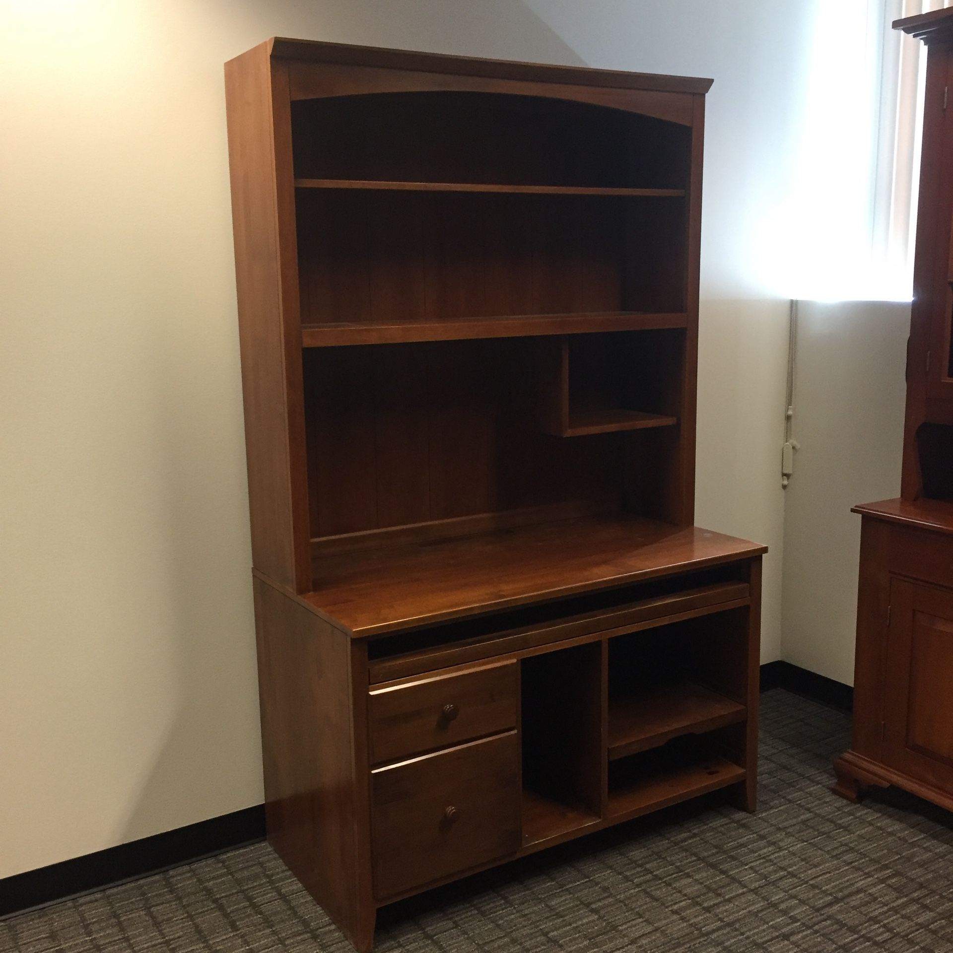 Ethan Allen Computer Desk for Sale in Portland, OR - OfferUp