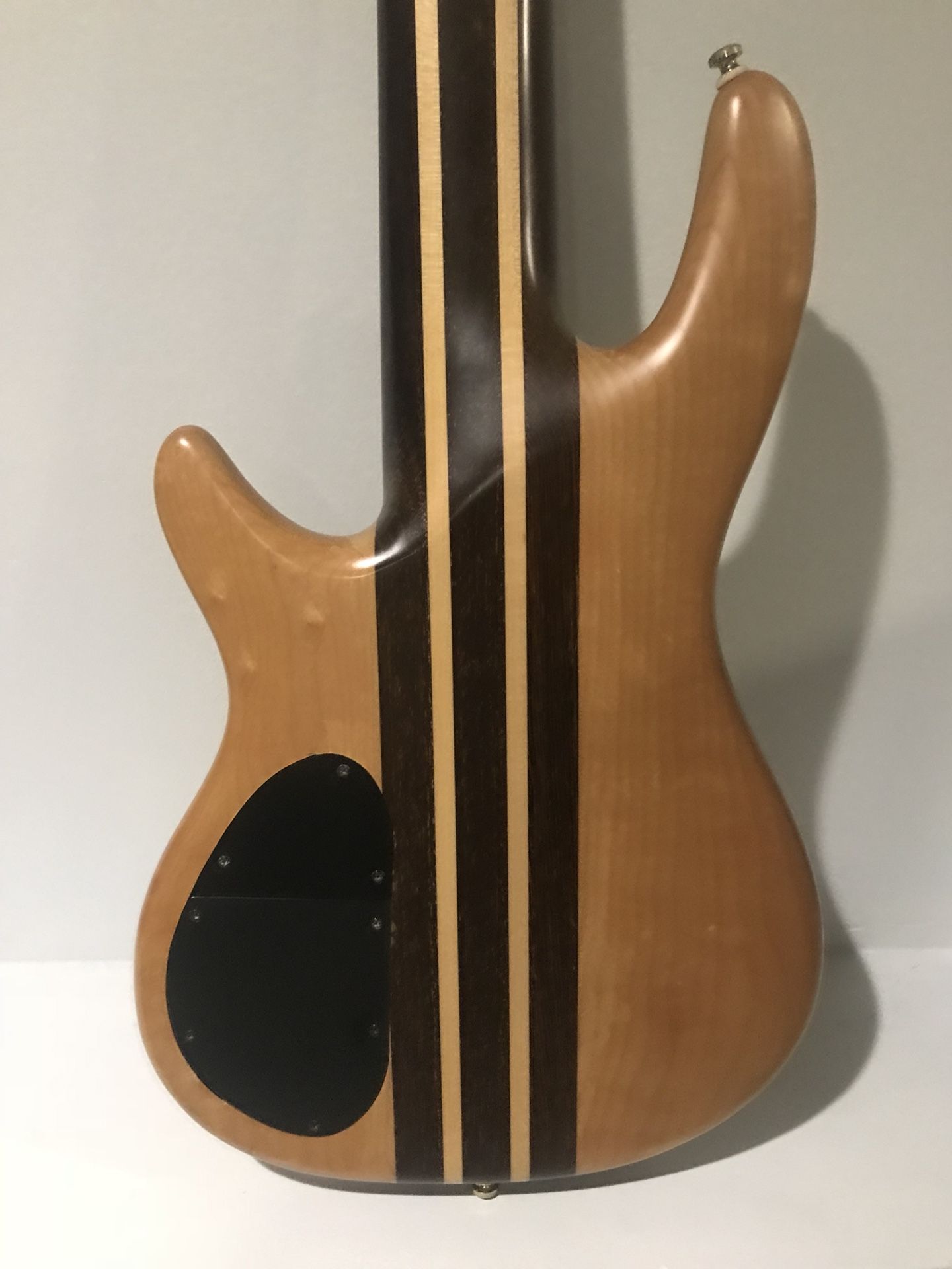 CORT ARTISAN A6 Bass with Upgrades for Sale in Chelmsford, MA - OfferUp