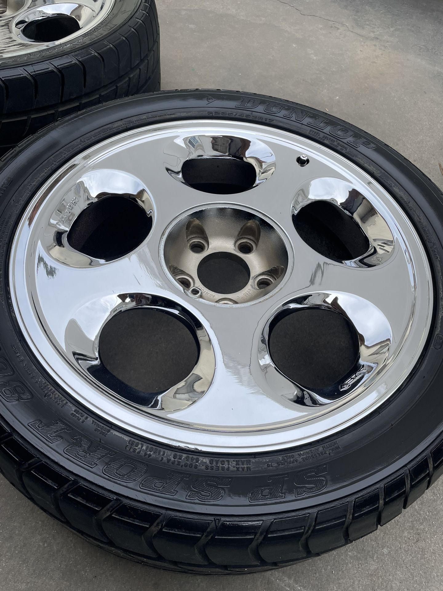 AZEV wheels & tires type B 17x7.5 Chrome for Sale in Norwalk, CA - OfferUp