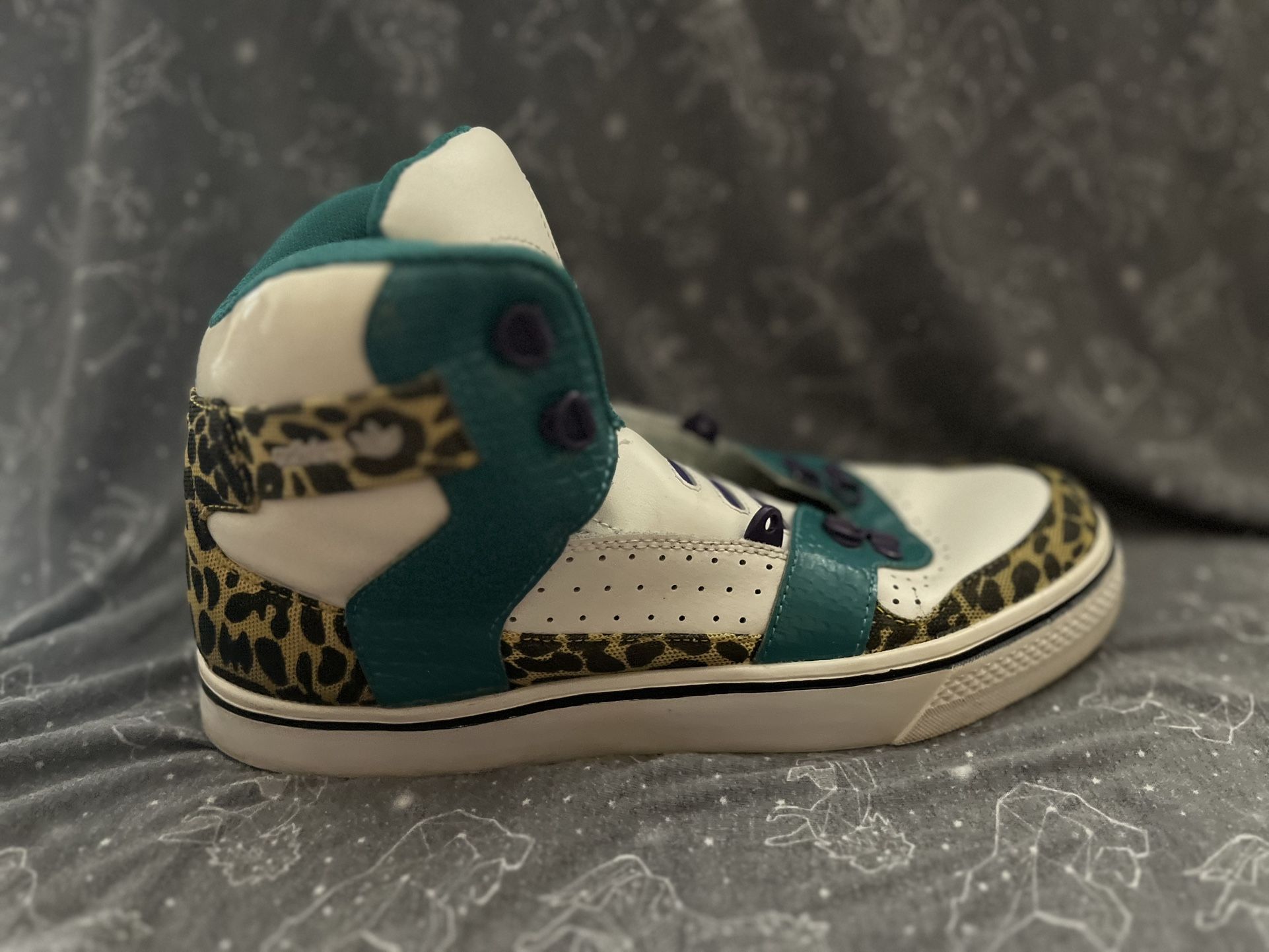 Adidas JS Bones (Jeremy Scott Flintstones Shoes) M10 for Sale in La ...