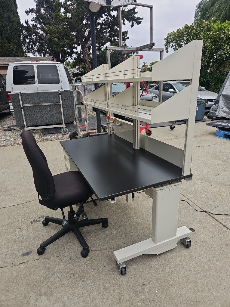 BOSTONTEC ELECTRIC ADJUSTABLE LAB WORKSTATION for Sale in Anaheim, CA ...