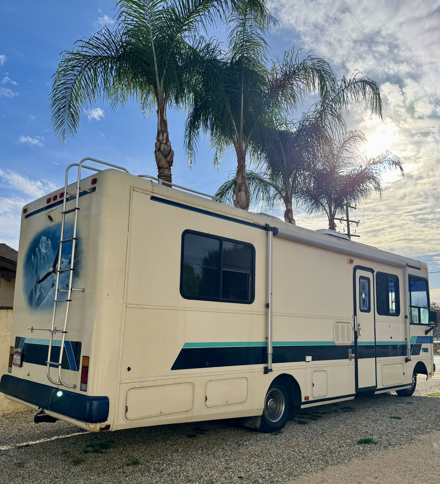 1993 Safari Trek Class A Diesel Motorhome for Sale in Norco, CA - OfferUp