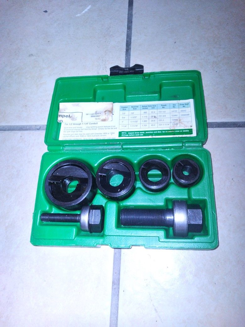 Greenlee Slug O Buster Knockout Punch Set 7235BB for Sale in Phoenix ...