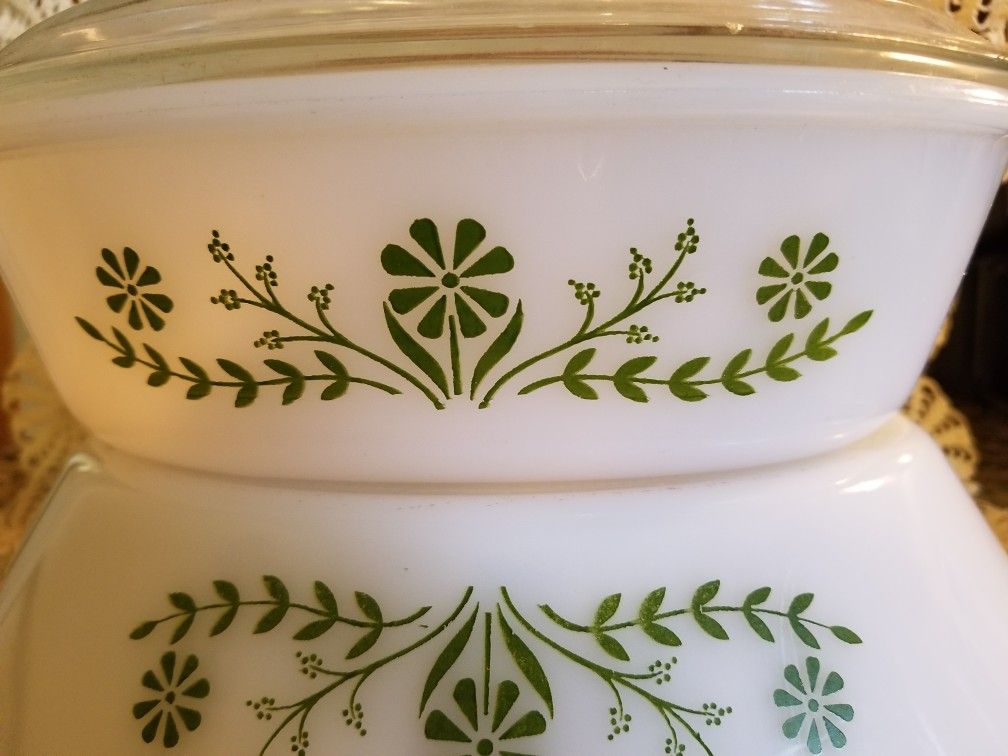 Vintage glass bake primrose dream for Sale in Cranston, RI - OfferUp