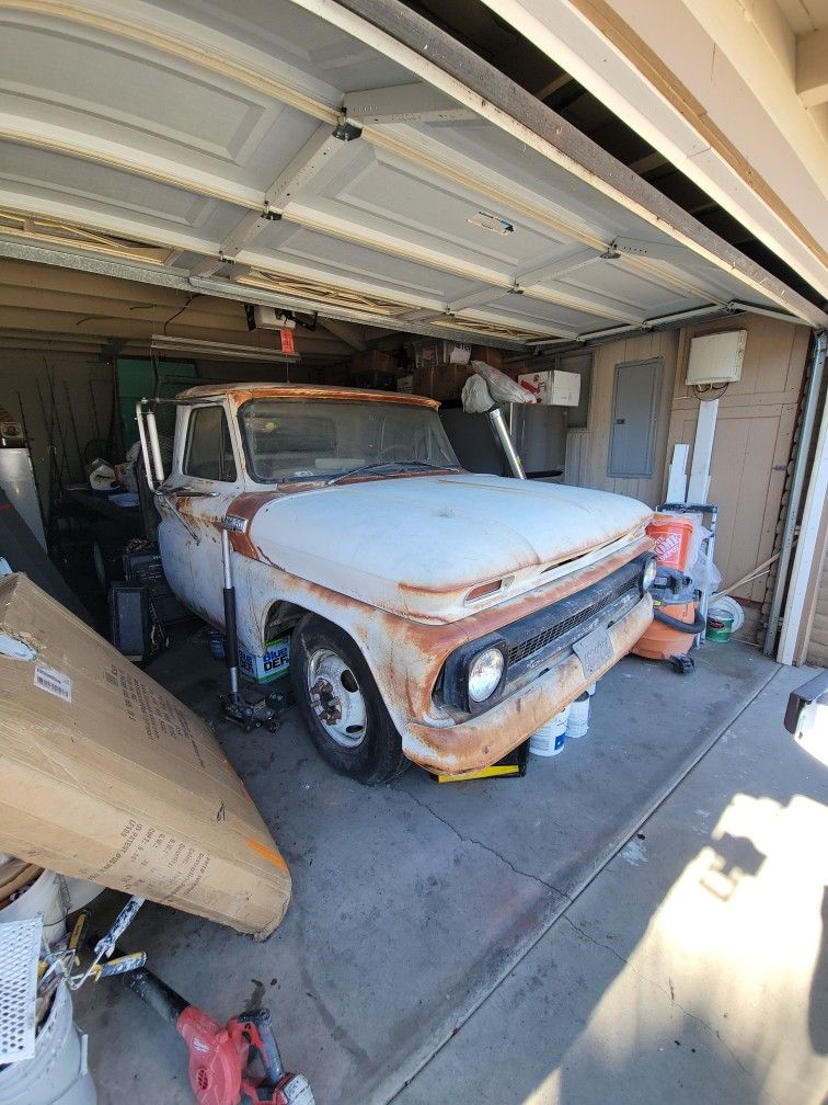 1965 Chevy C30 for Sale in Menifee, CA - OfferUp