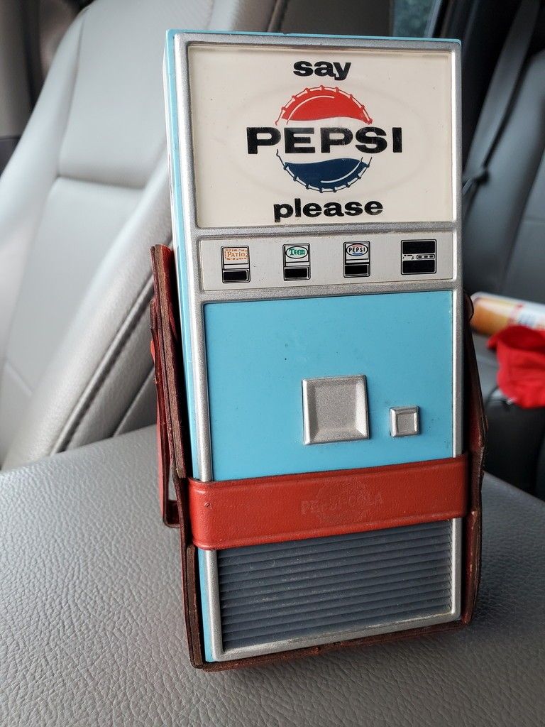 Vintage 1964 Pepsi Transistor Radio for Sale in Saginaw, TX - OfferUp