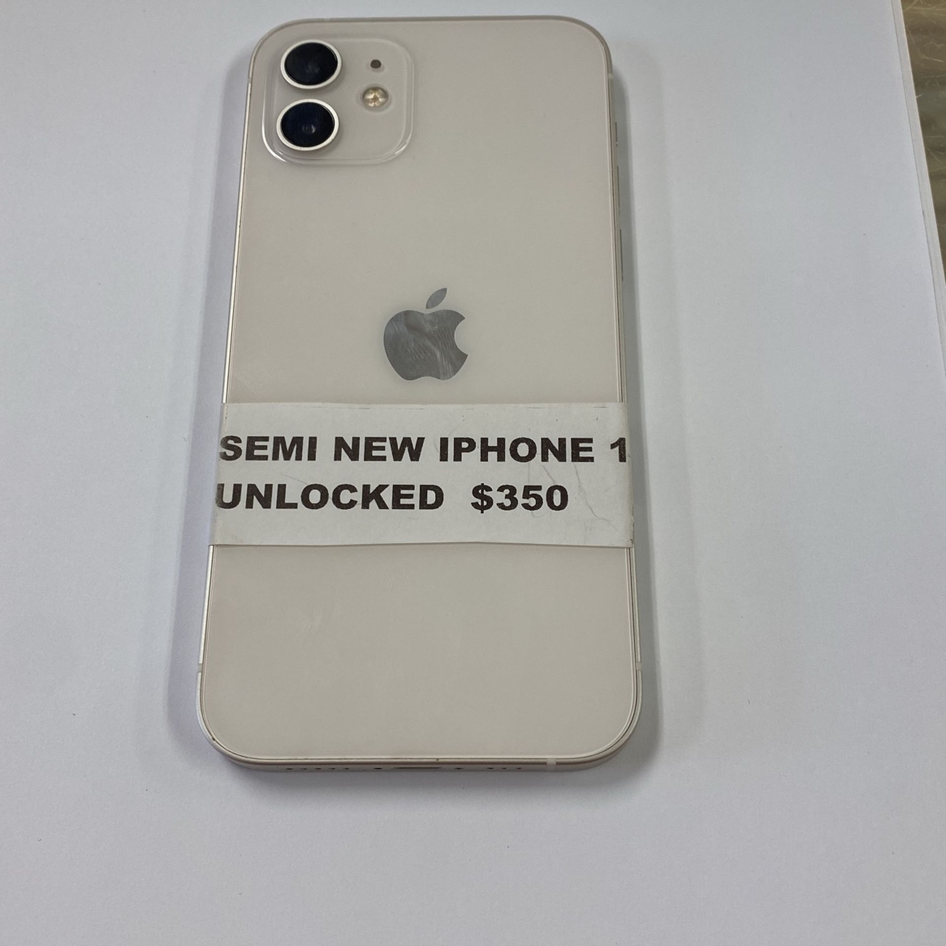 Iphone 12 UNLOCKED for Sale in Houston, TX - OfferUp