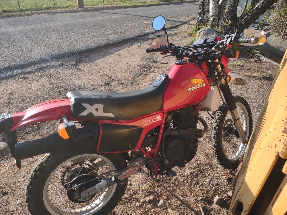 1984 Honda XL 600 R. ENDURO STREET LEGAL for Sale in Crestline, CA ...